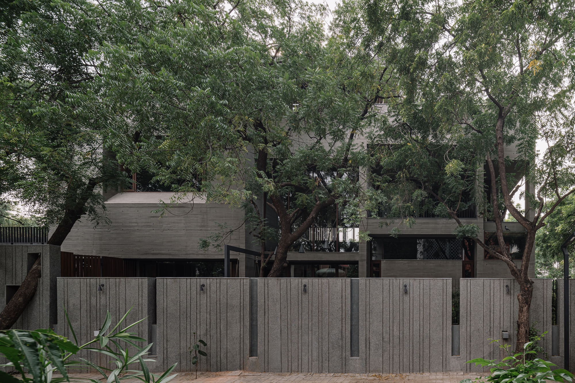Gallery of MS House / Studio Saransh - 6