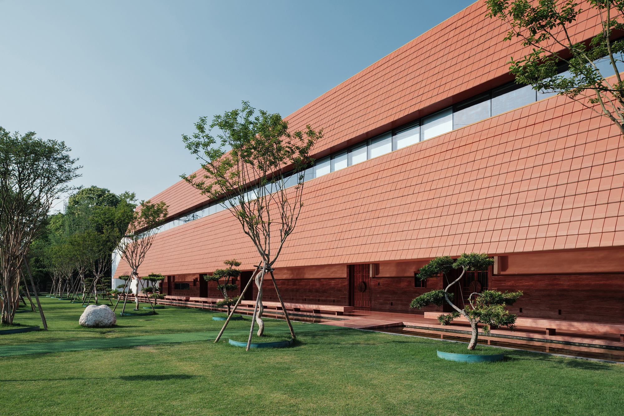 Gallery of YongLi Red Tile Plaza / We&Arch - 15