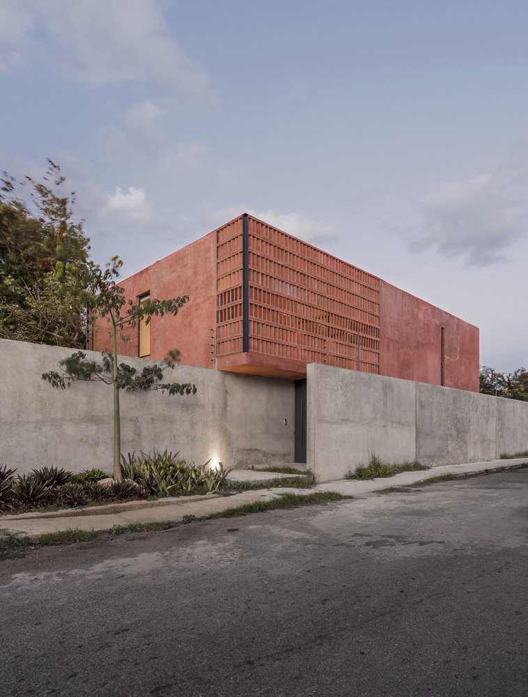 Gallery of More Than Gray: 15 Projects That Explore Red Pigmented ...