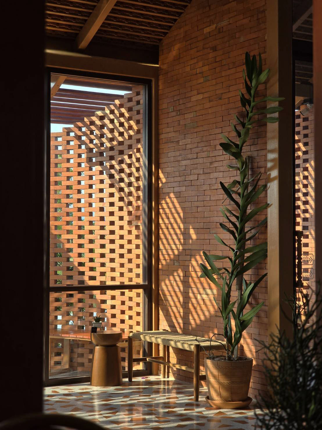 Galería de Terracotta Café / Studio Bewell - 15