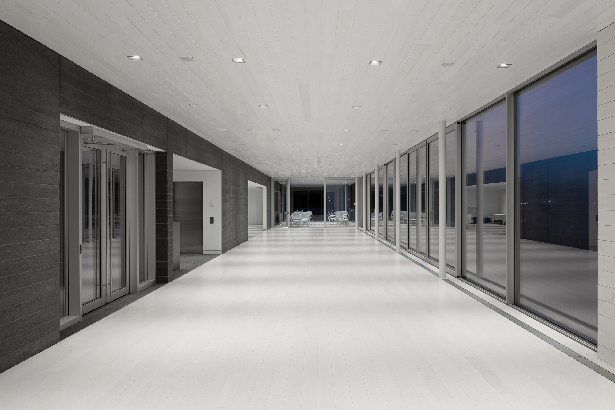 Gallery of Promenade Samuel-De Champlain / Daoust Lestage Lizotte ...