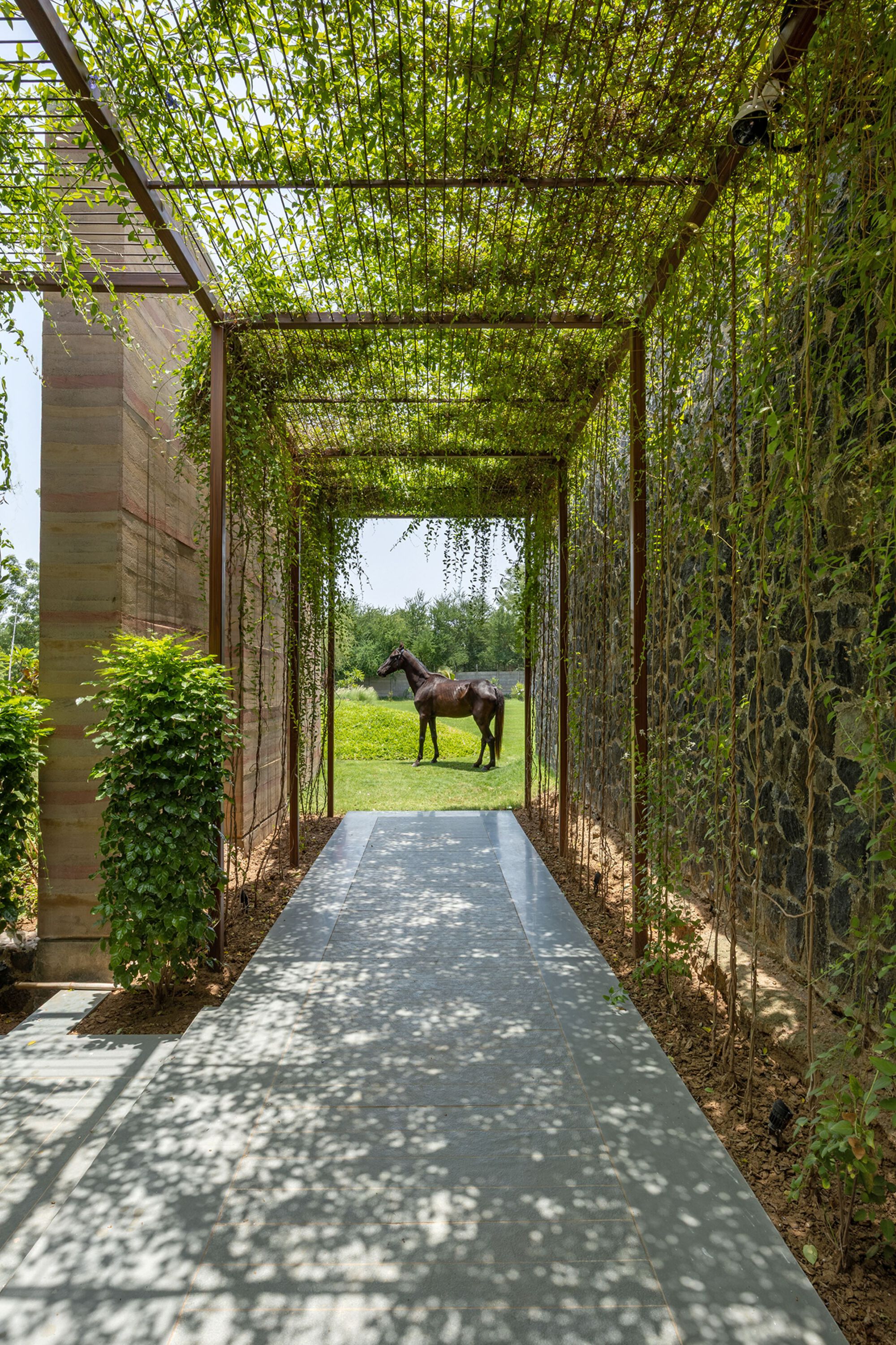 Gallery of Vault House / MS DESIGN STUDIO - 13