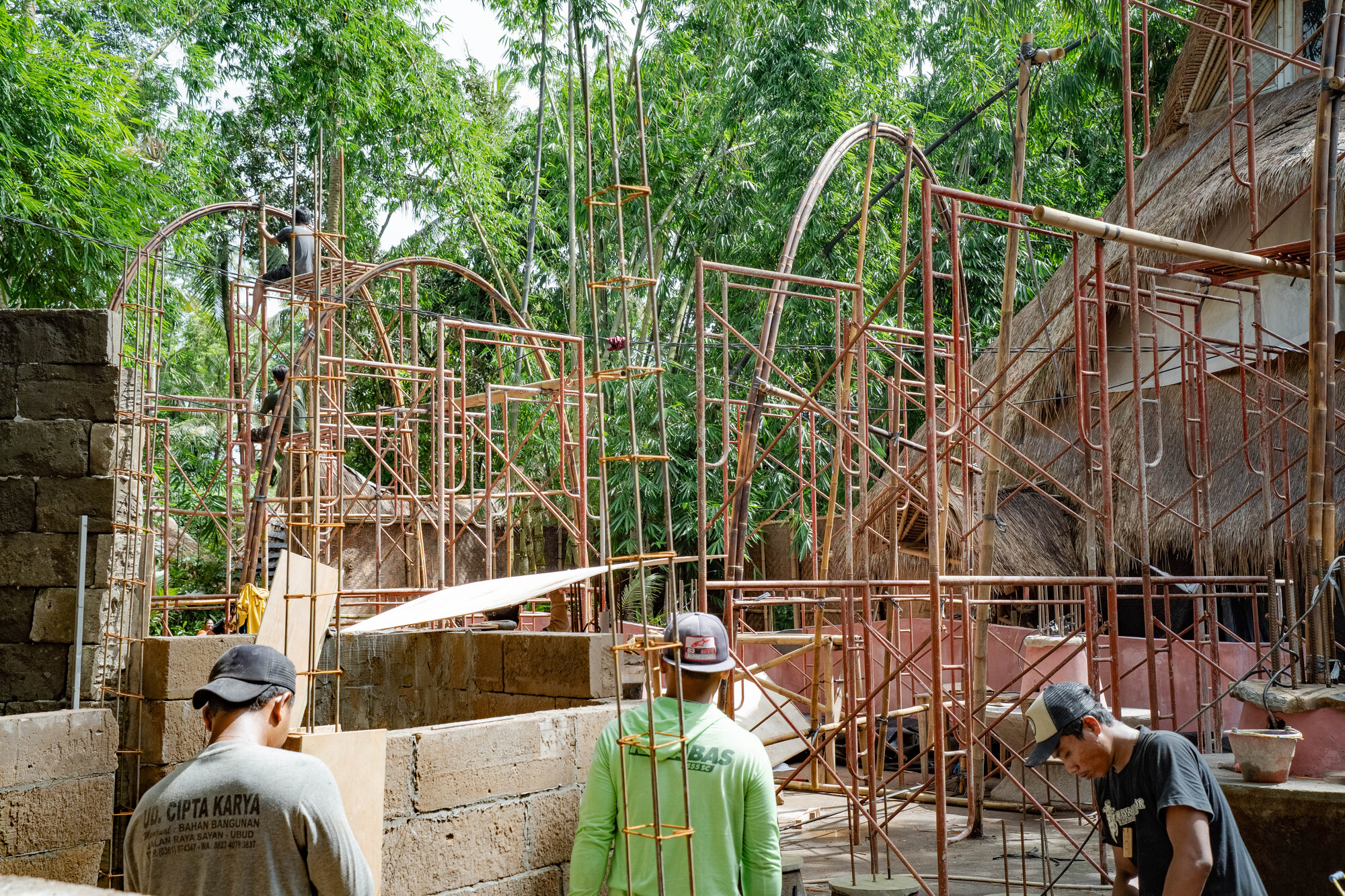 Gallery of The Living Bridge / Mizzi Studio - 17