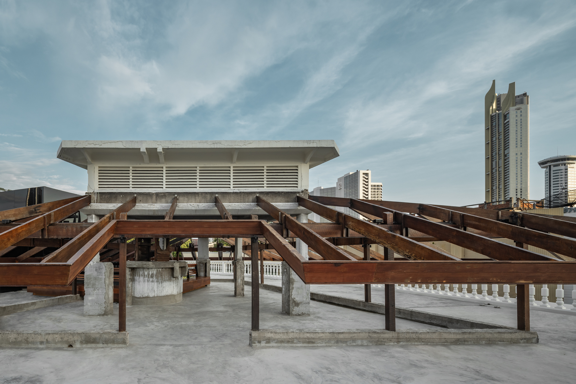 Gallery of Chaipathanasilp (The Corner House) / IF (Integrated Field) - 5