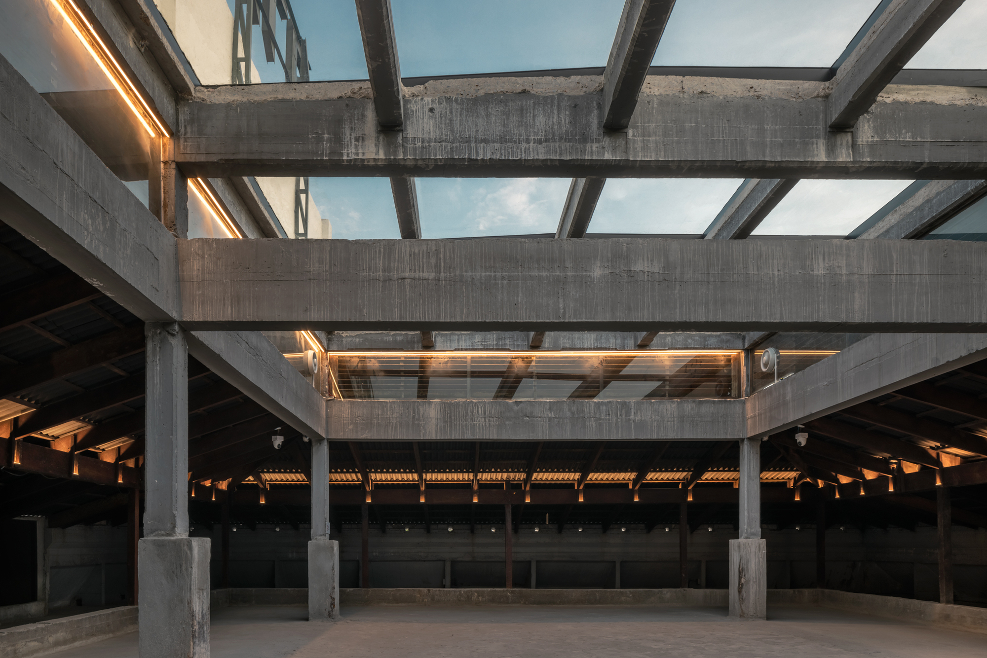 Gallery of Chaipathanasilp (The Corner House) / IF (Integrated Field) - 30