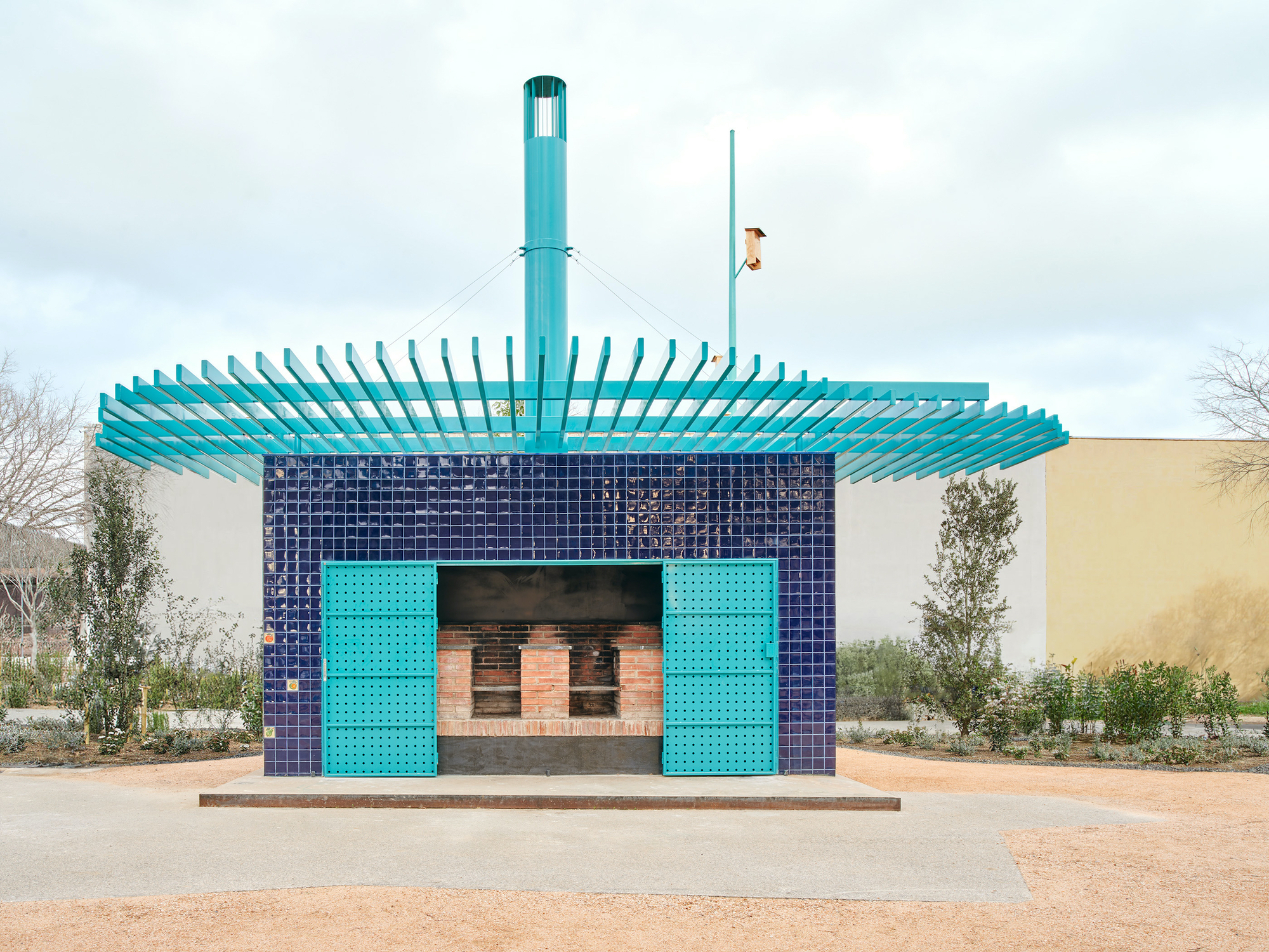 Gallery of The Communal Barbecue / h3o architects - 7