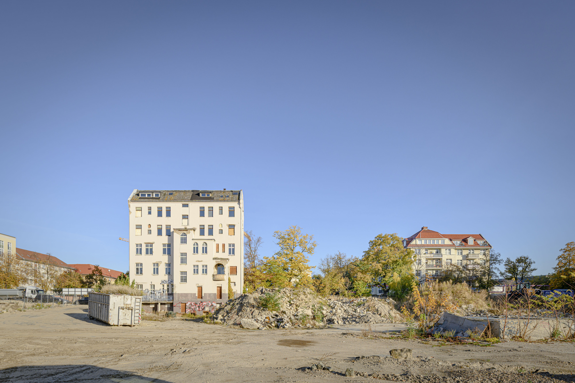 Gallery of DAM Explores the Challenge of New Urban Neighborhoods in ...