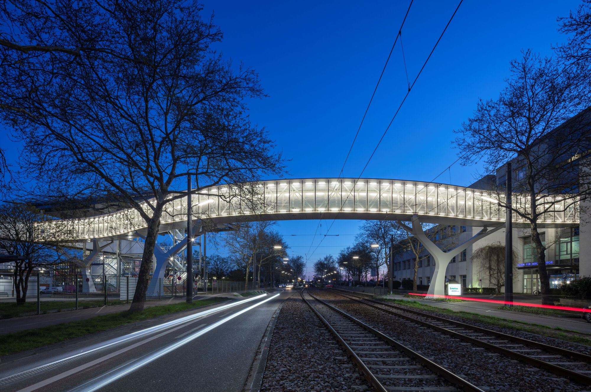 Gallery of Bridge Municipal Hospital Karlsruhe / caspar. - 10
