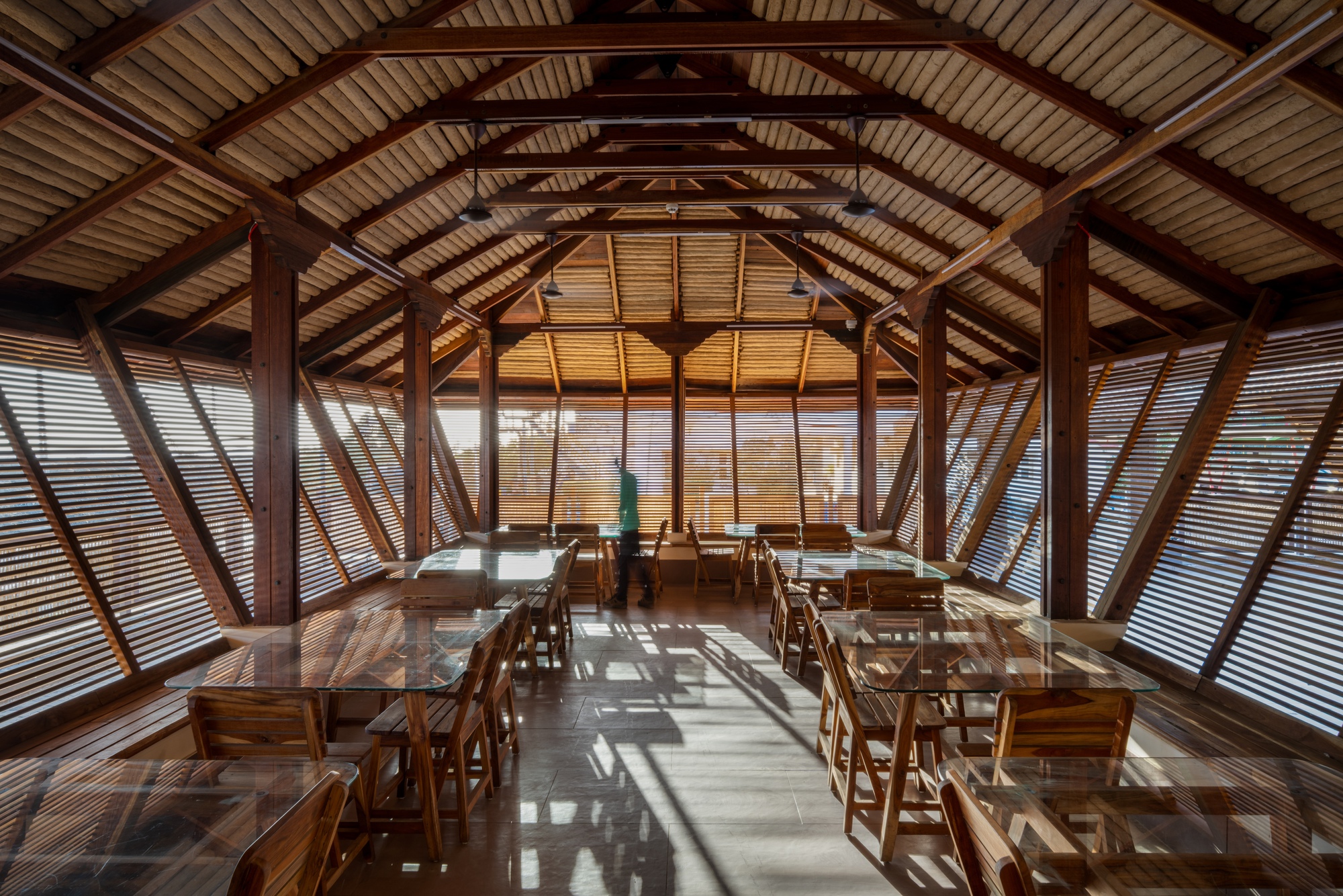 Gallery of Factory Canteen Agrocel Dhordo / Studio Dot - 3