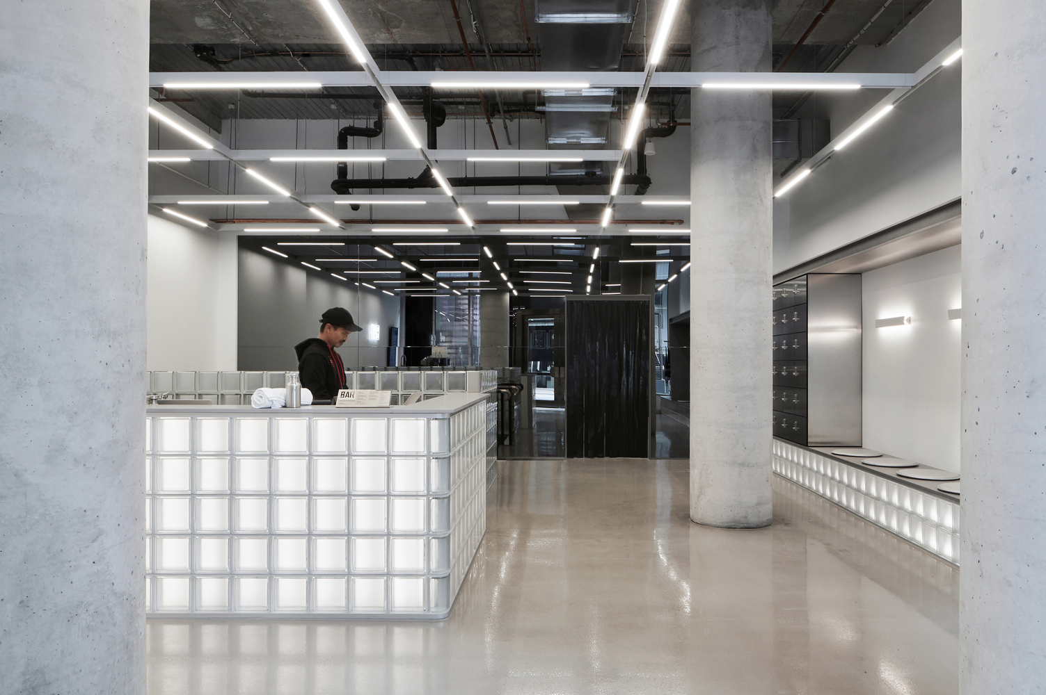 Gallery of The Gym-Bar Hybrid: Interiors That Integrate Sports and ...