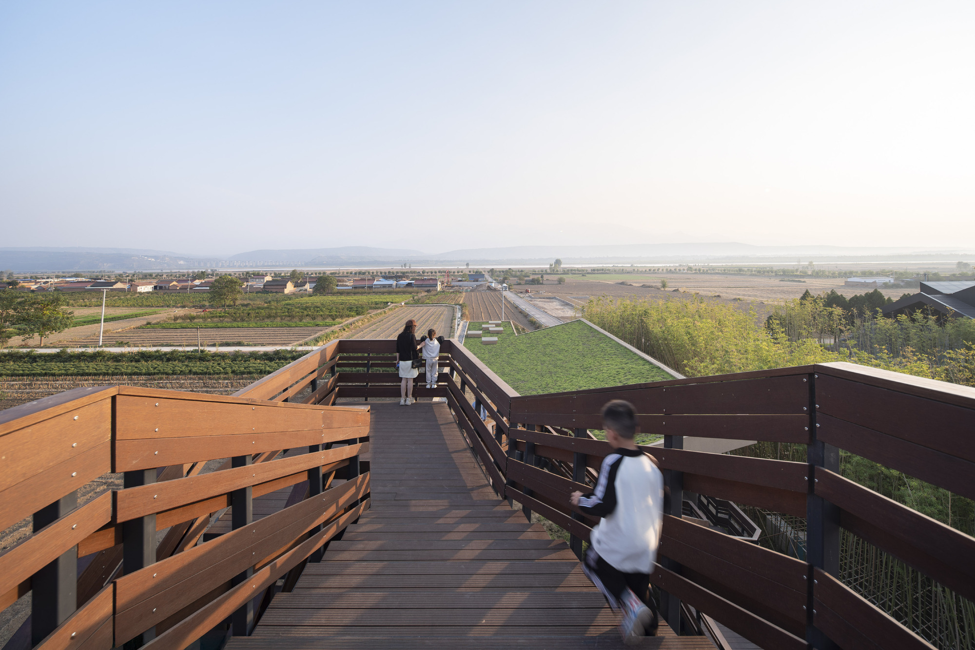 Gallery of Revitalization of The Relic Site of Yongle Palace / WANG HUI | URBANUS - 21