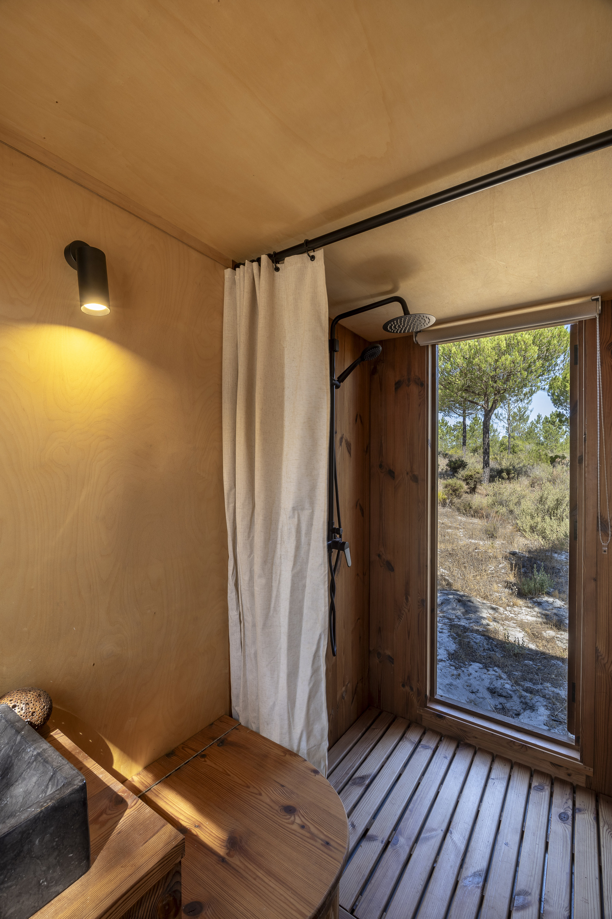 Gallery of Atlantica TOW Tiny House / Madeiguincho - 13