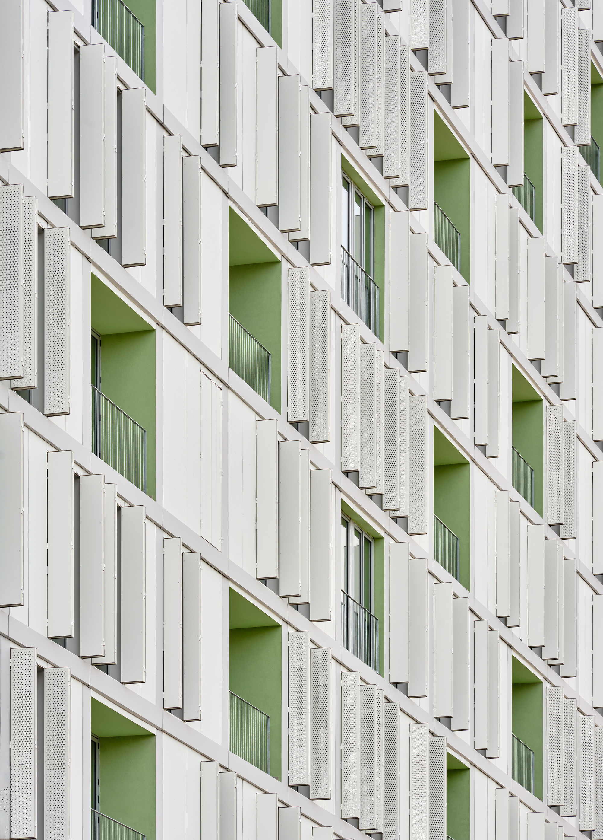 Gallery of Glories Square 60 Social Housing Units / SV60 Arquitectos - 9
