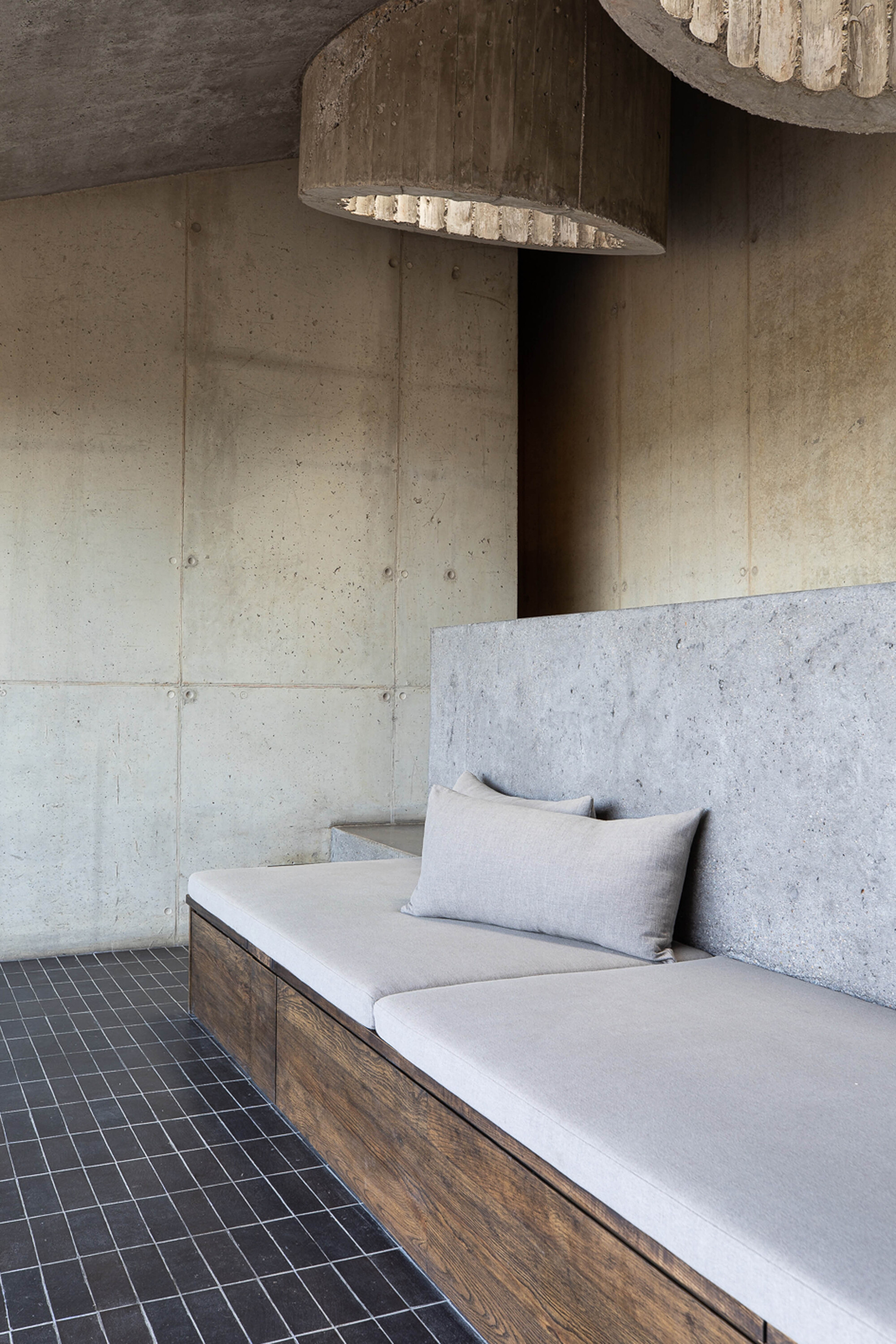 Gallery of The Folly Multi-Purpose Retreat / Common Architecture - 10