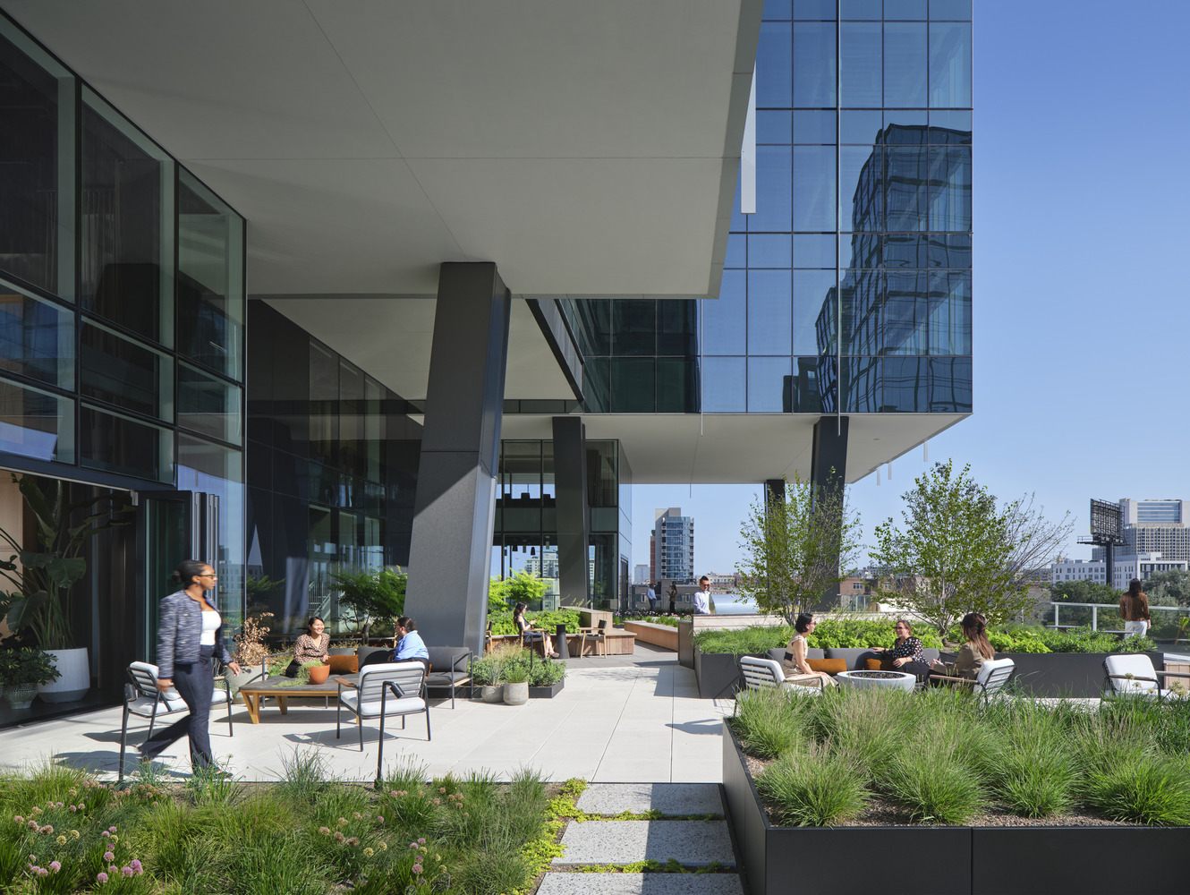 Gallery of 360 N Green Office Building / Gensler - 12