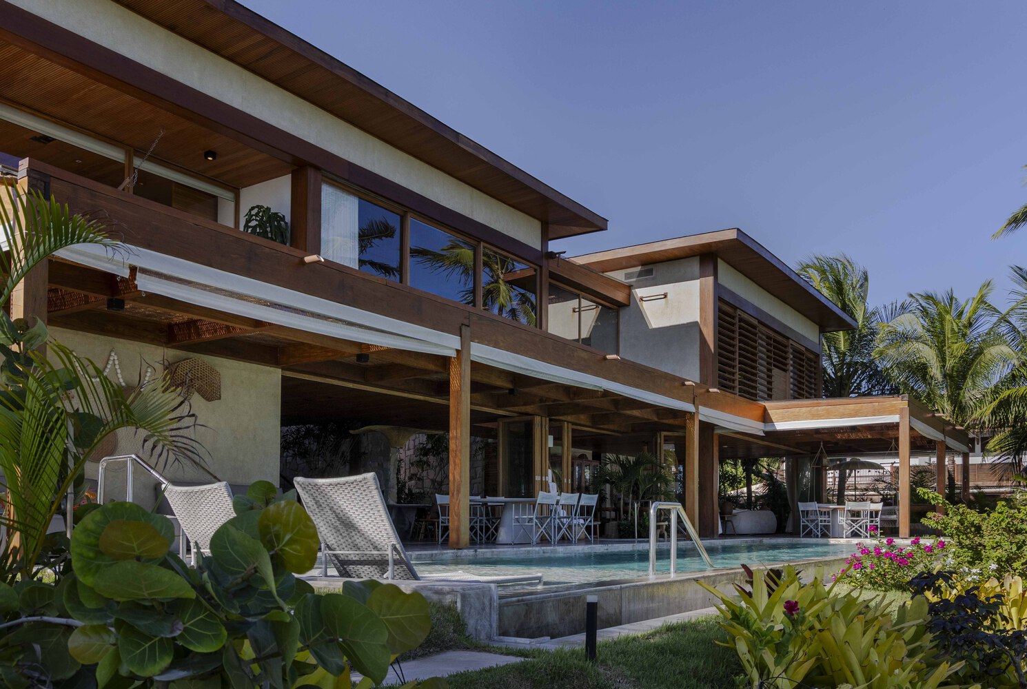 Galería de Casa Coral / Sidney Quintela Architecture + Urban Planning - 11