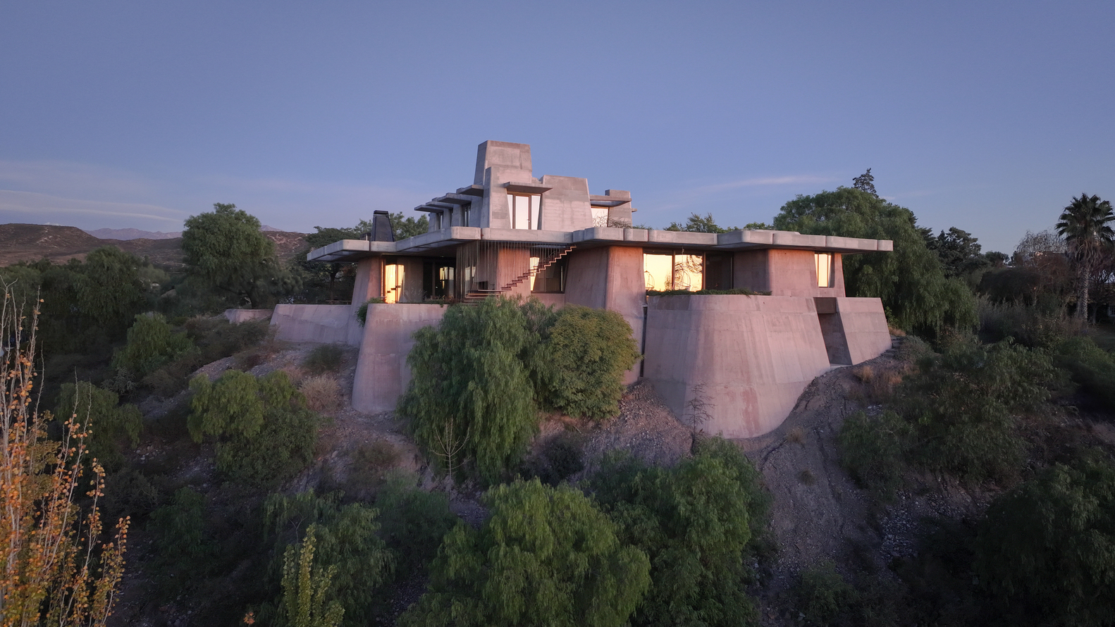 Gallery of OF. Brutal Honesty Mountain House / OF. Studio - 26