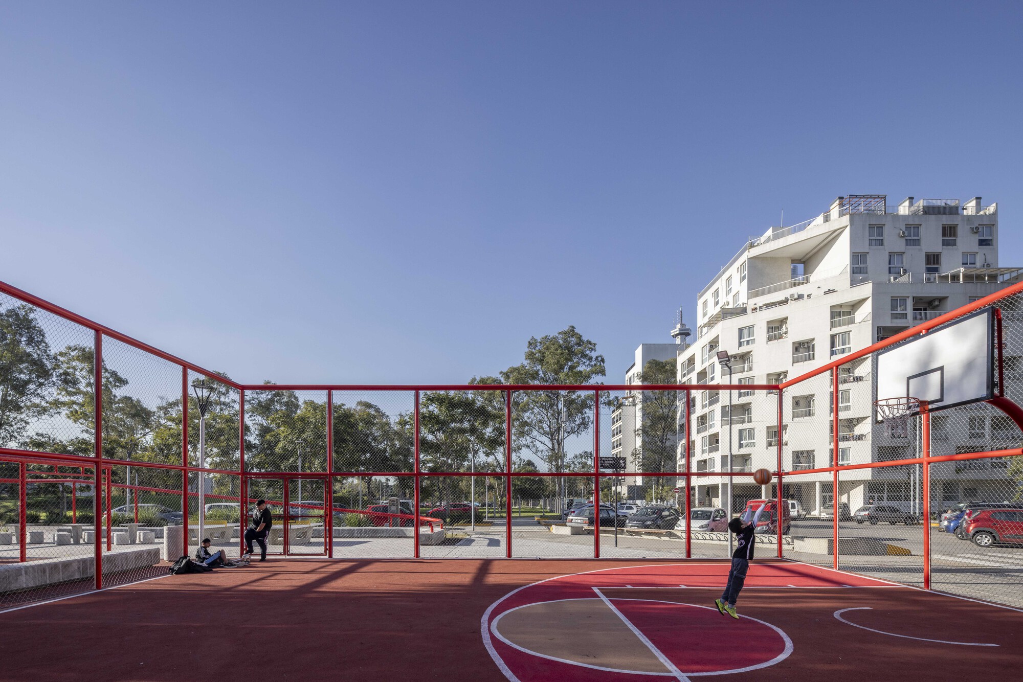 Gallery of Olympic Neighborhood Square / Región Austral - 7