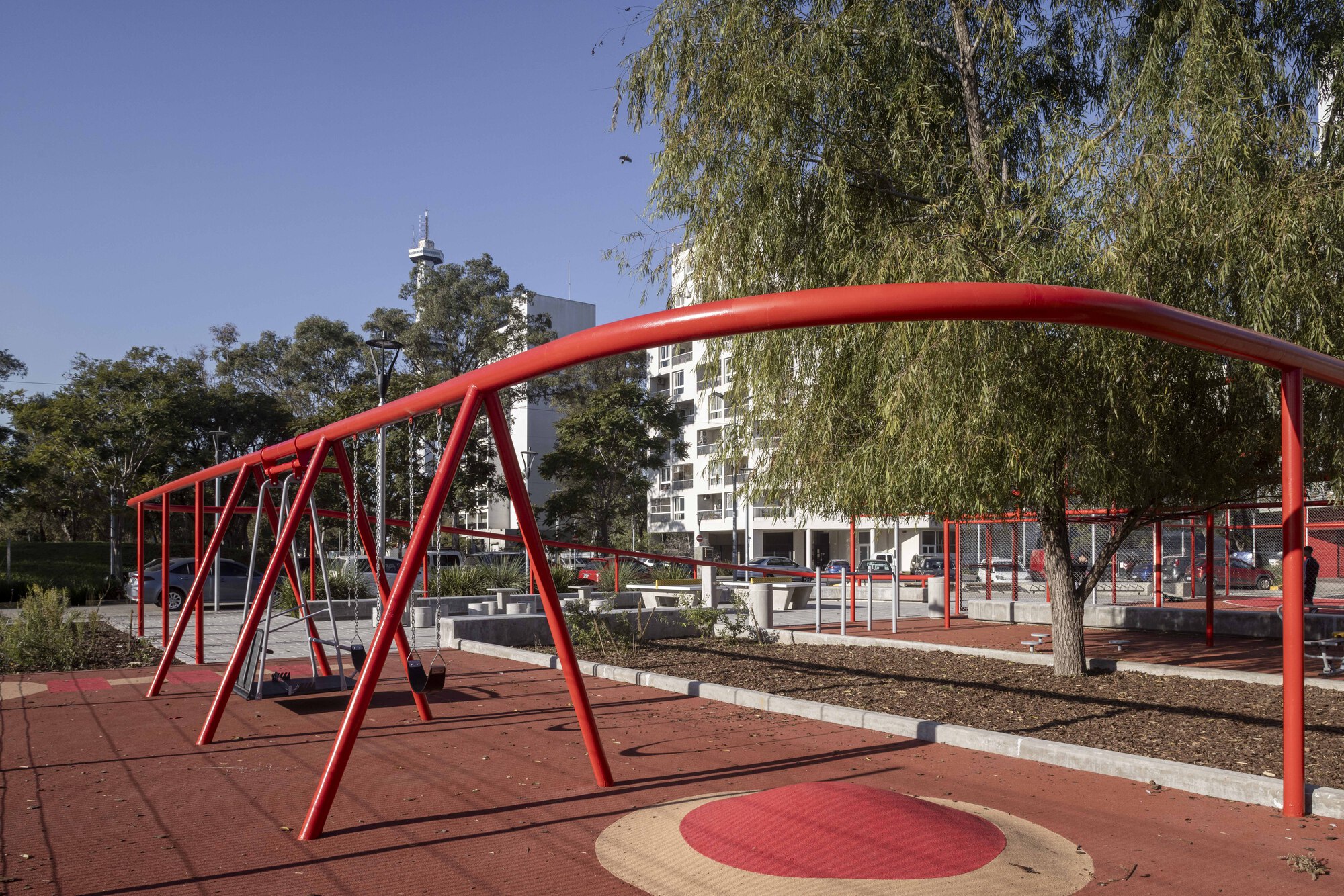 Gallery of Olympic Neighborhood Square / Región Austral - 19