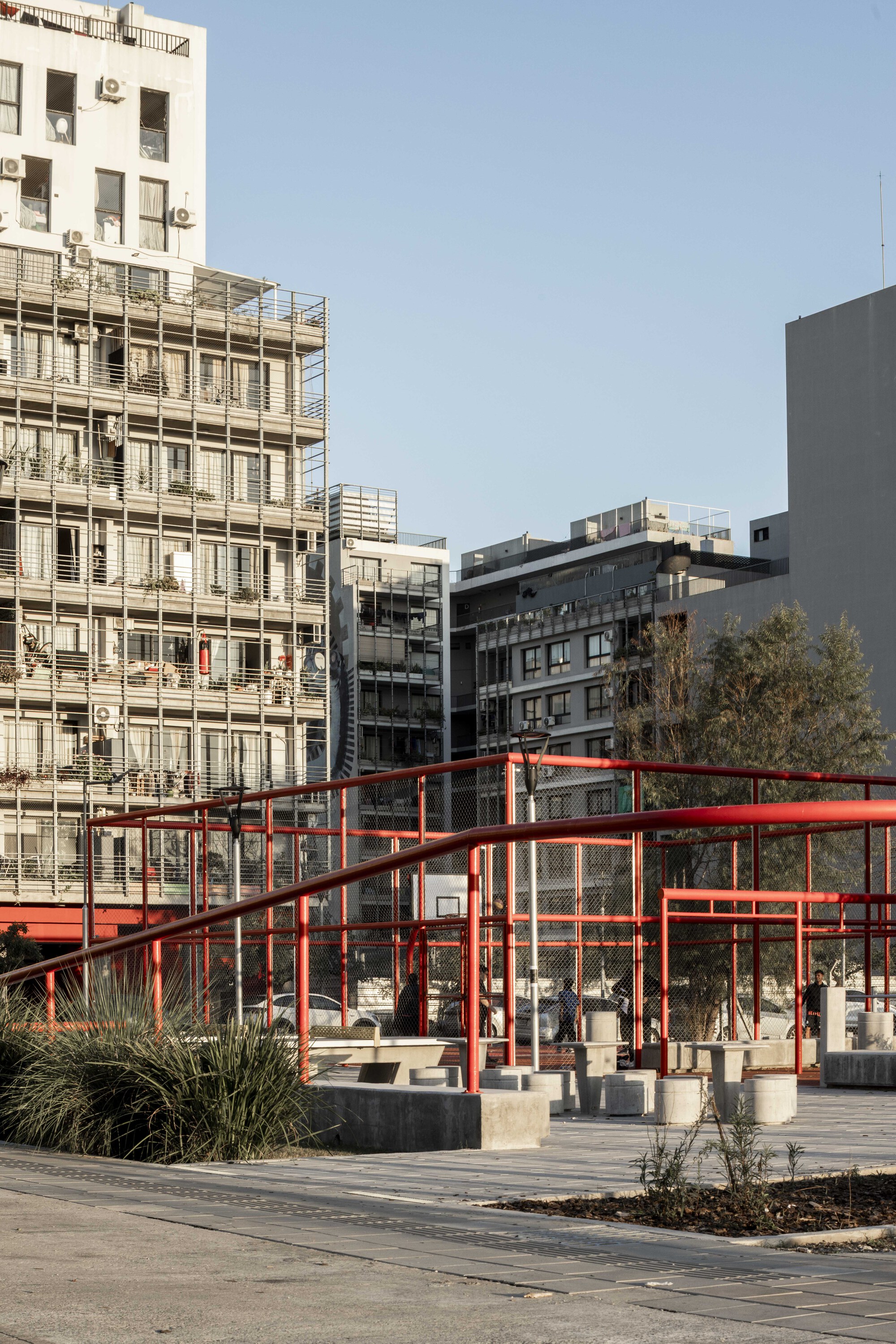 Gallery of Olympic Neighborhood Square / Región Austral - 10