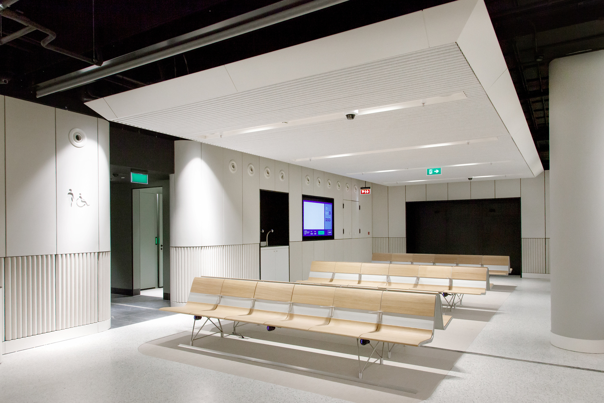 Gallery of UK Terminal Amsterdam Centraal Station / Superimpose ...