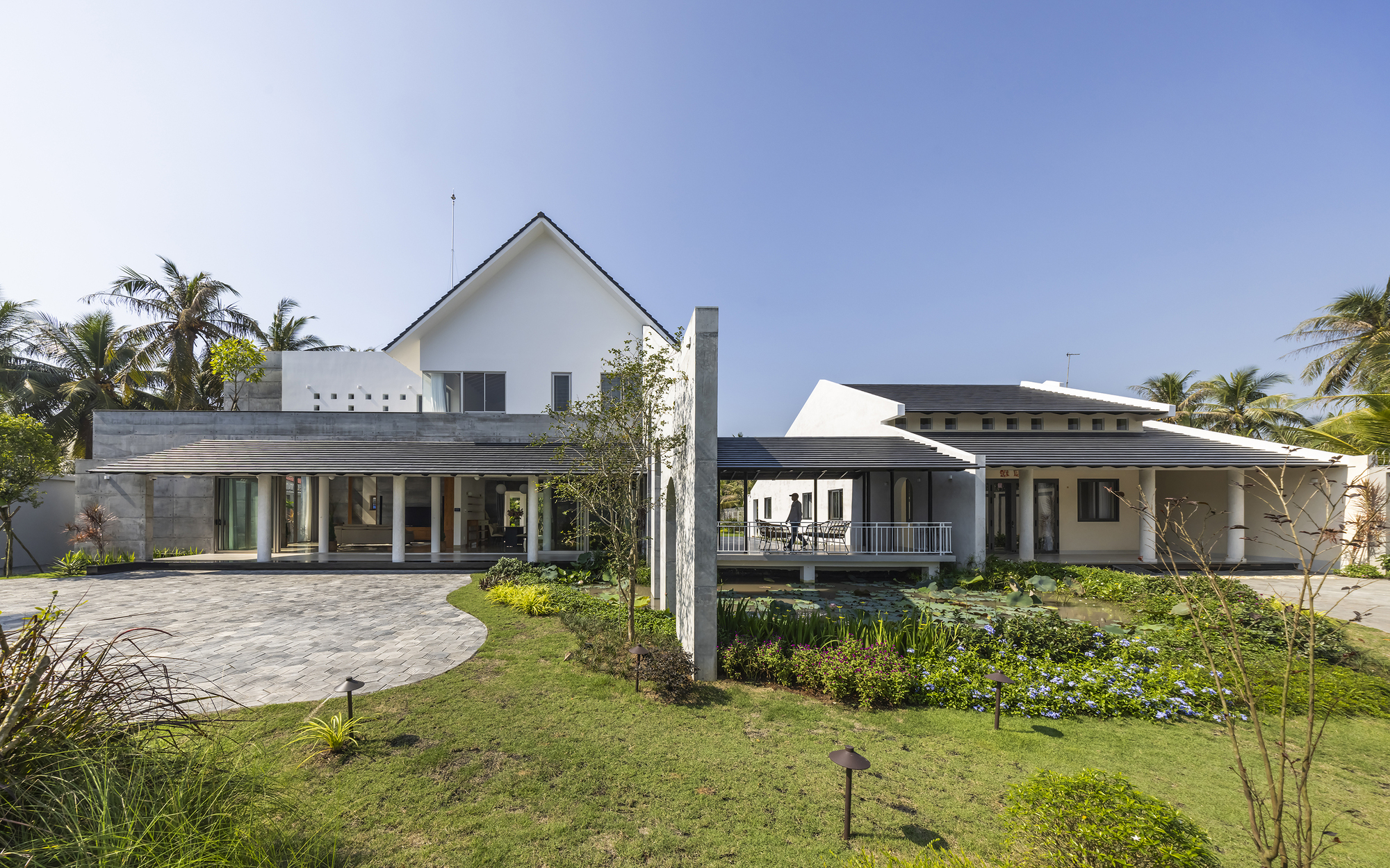 Gallery of Touch House / MyAn Architects - 18