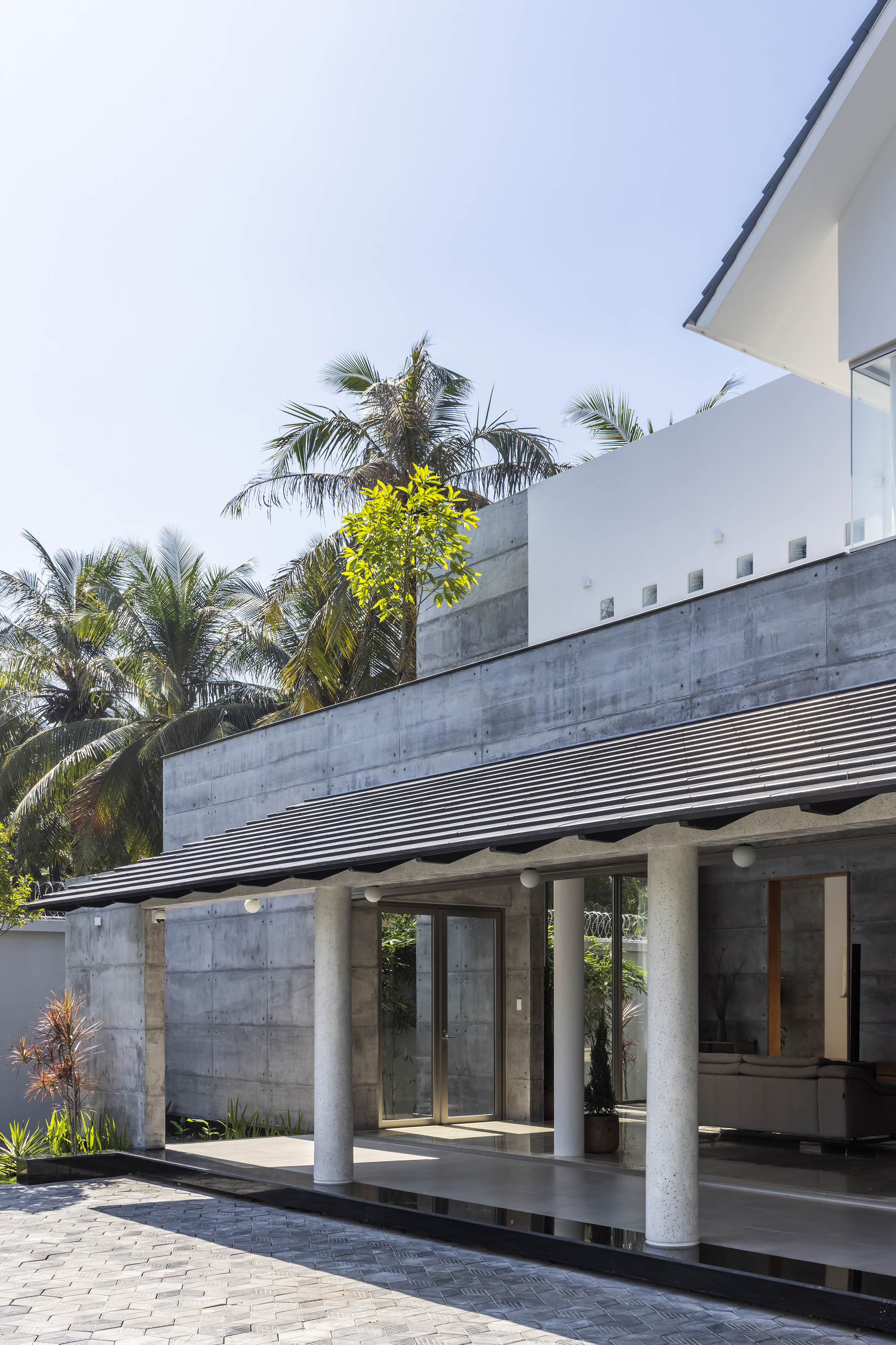 Gallery of Touch House / MyAn Architects - 6