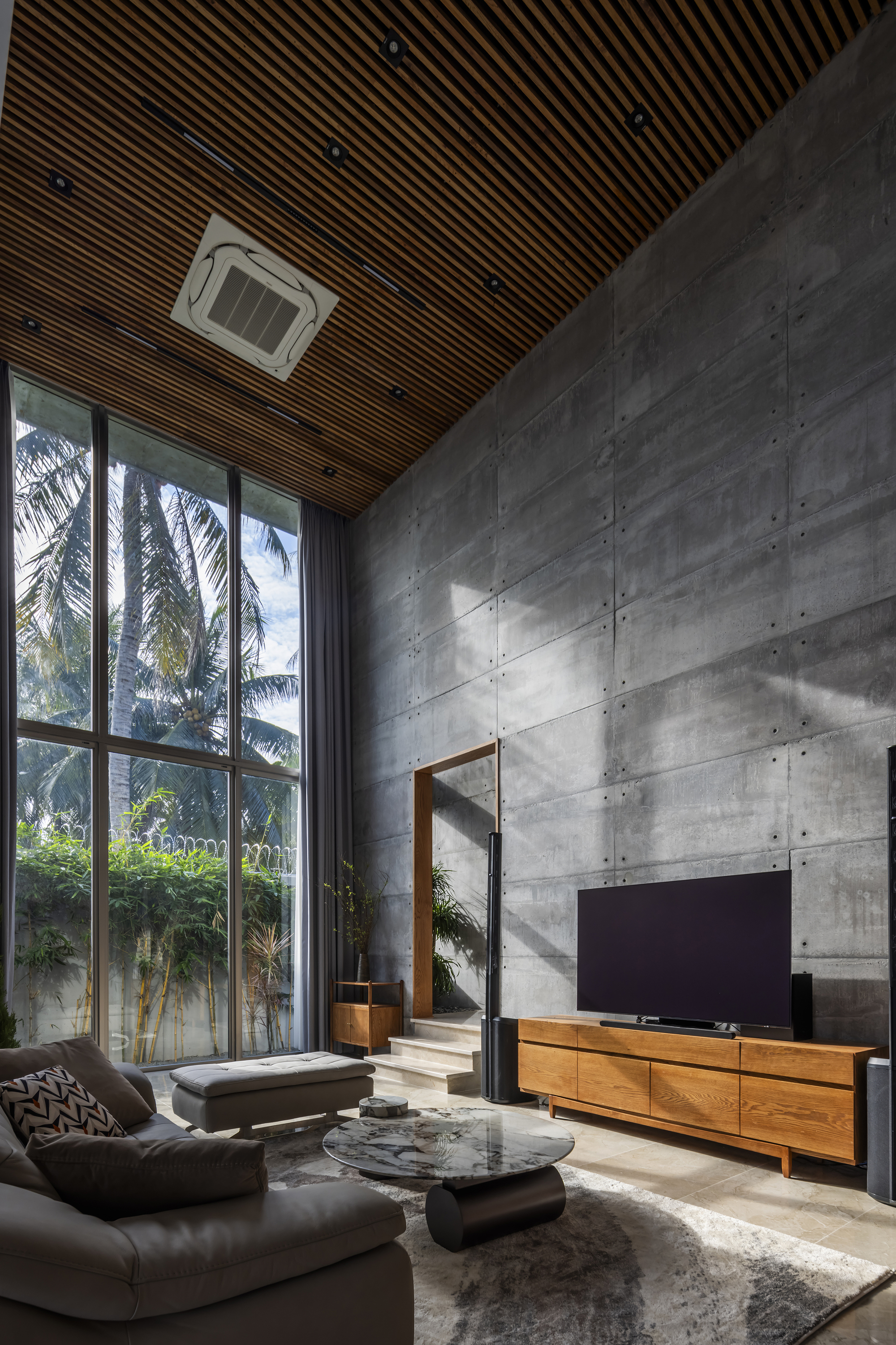 Gallery of Touch House / MyAn Architects - 9