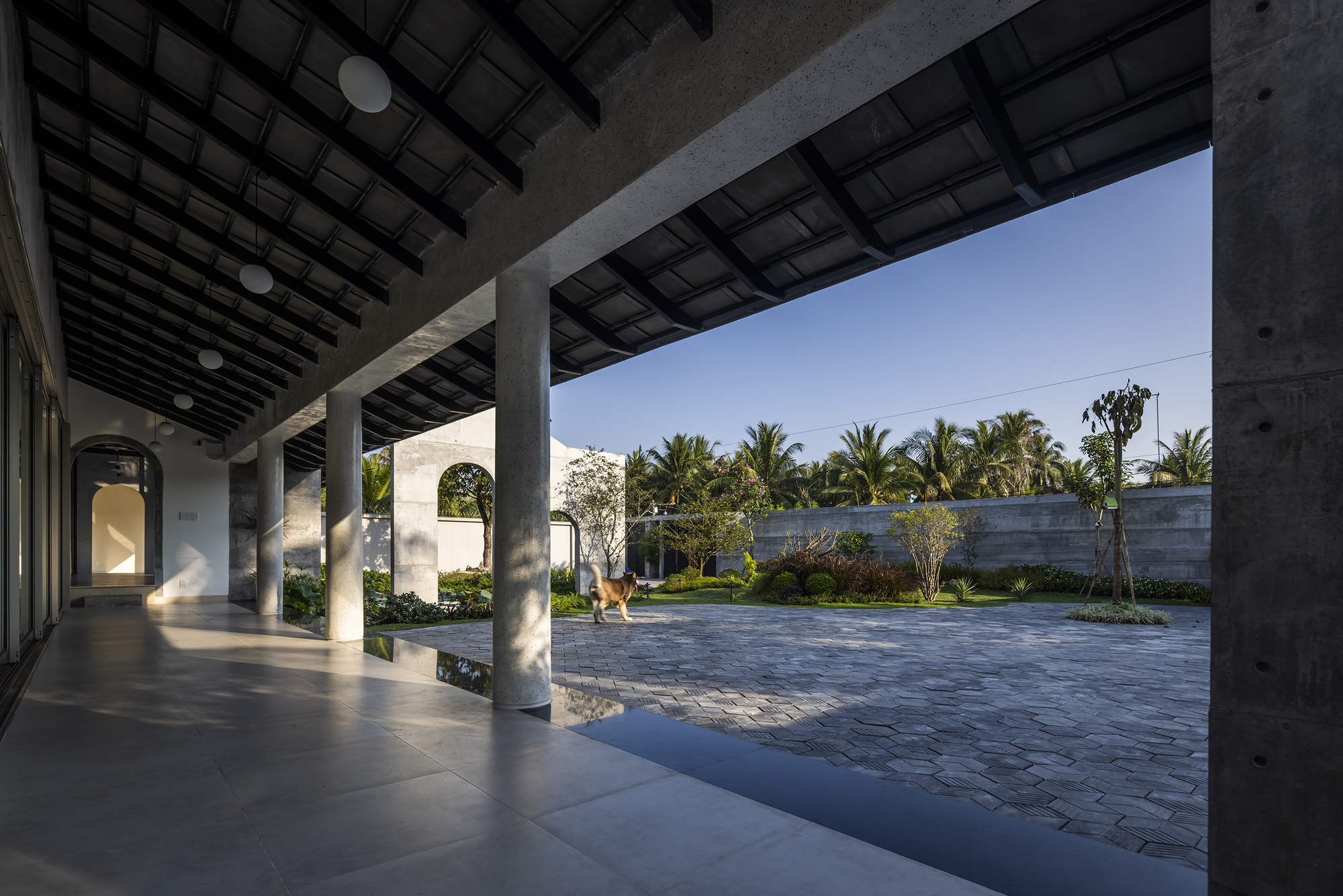 Gallery of Touch House / MyAn Architects - 17