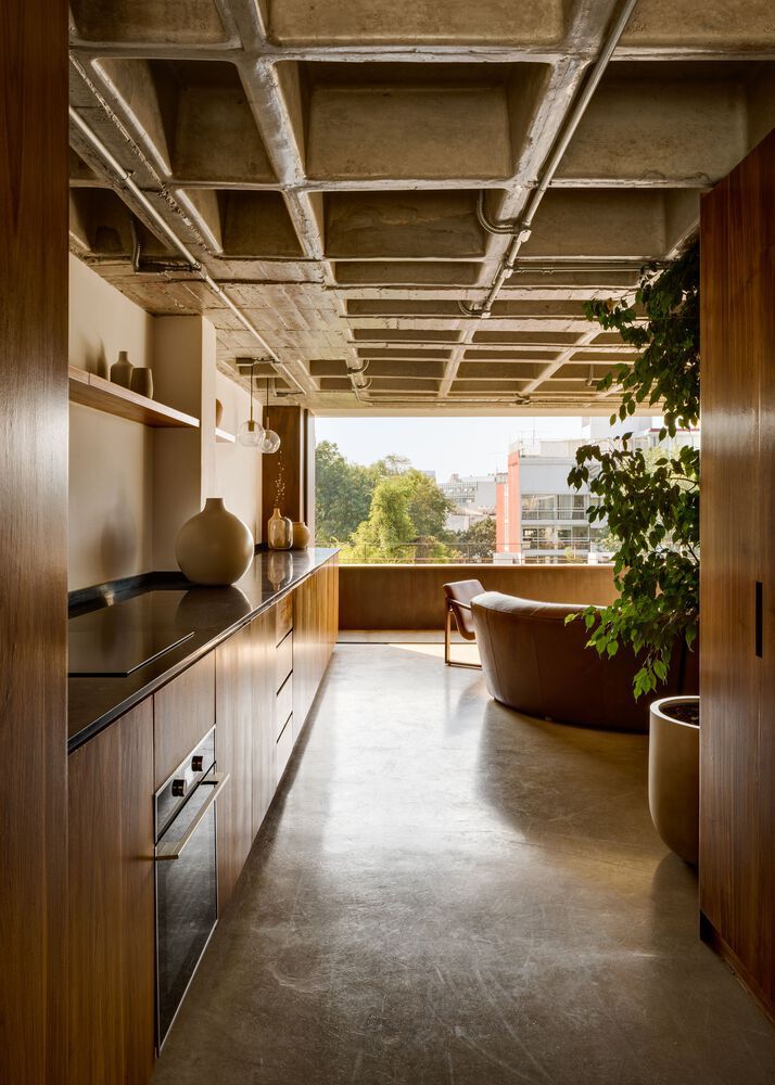 Gallery of Beyond the Dropped Ceiling: 10 Interior Projects for Making ...