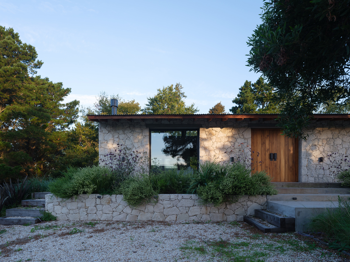 Gallery of Marayui House / PBS arquitectos - 16