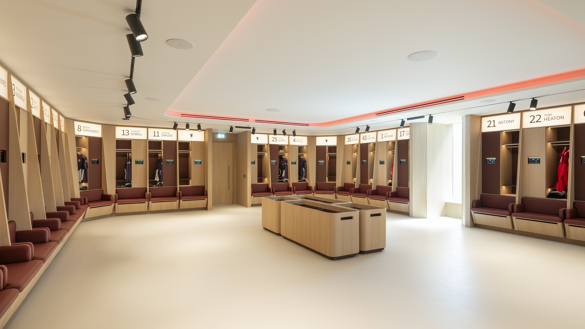 Gallery of Foster + Partners Redesigns Manchester United’s Carrington ...