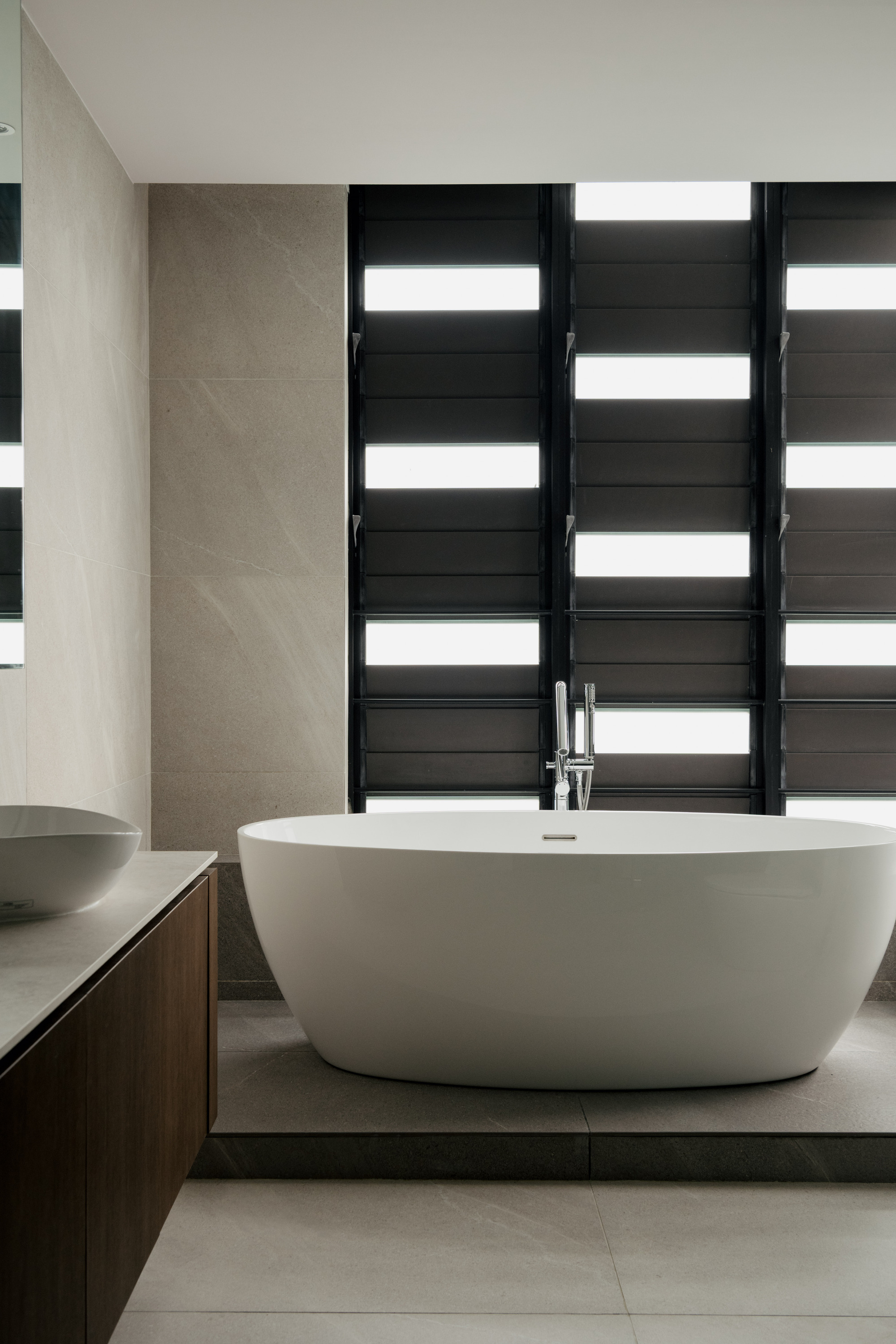 Gallery of SS2 Apartment / Wuuu Studio - 25