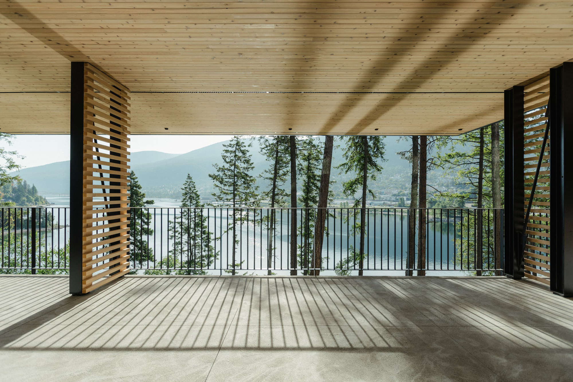 Gallery of Shore House / Stanley Office of Architecture - 12