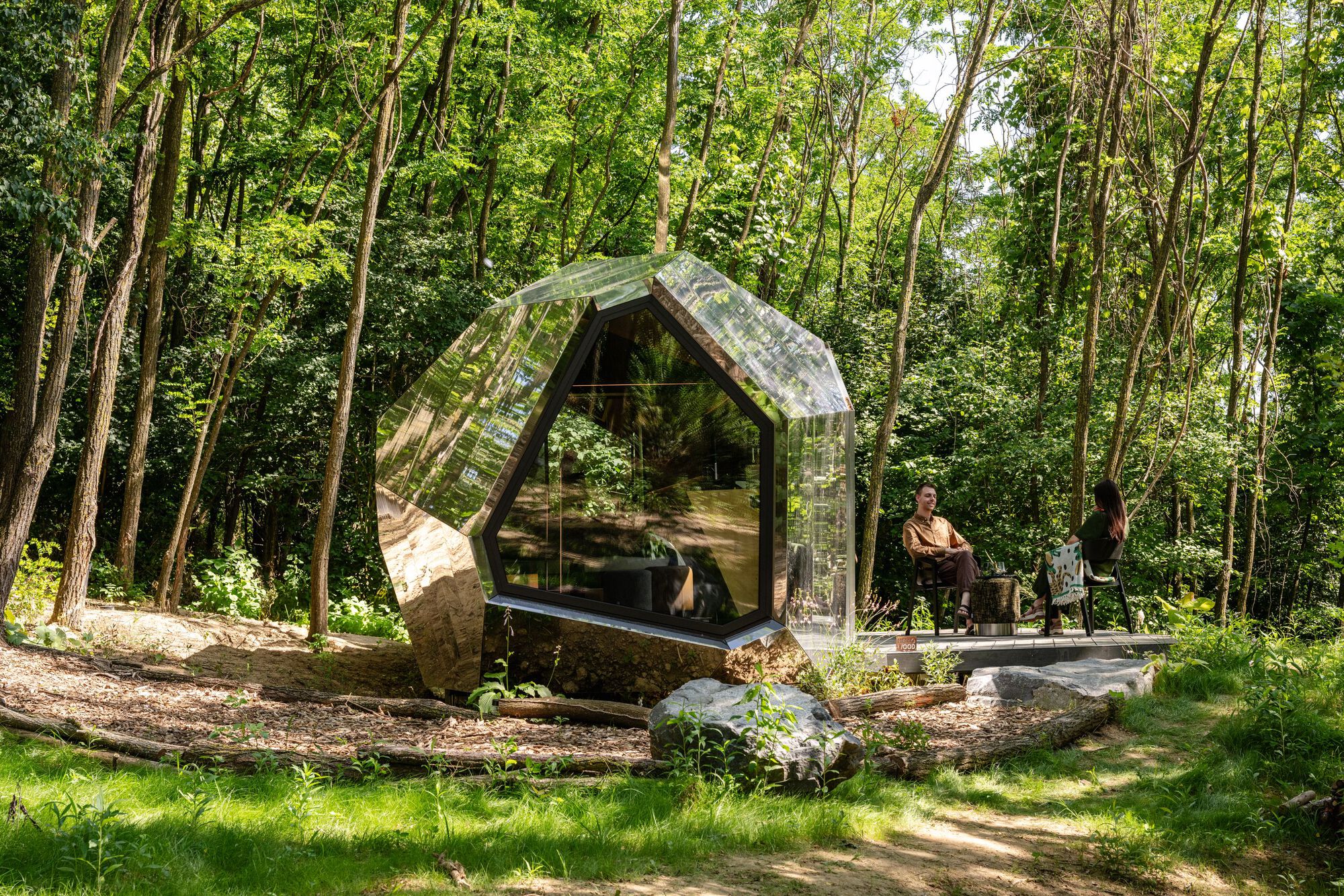 Gallery of PEBL Cabins / Hello Wood - 3