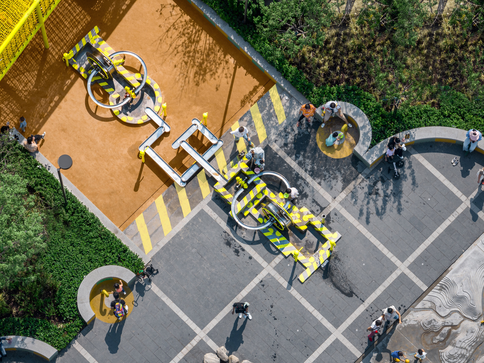Galería de Patios de recreo inclusivos: todos pueden jugar a través de ...