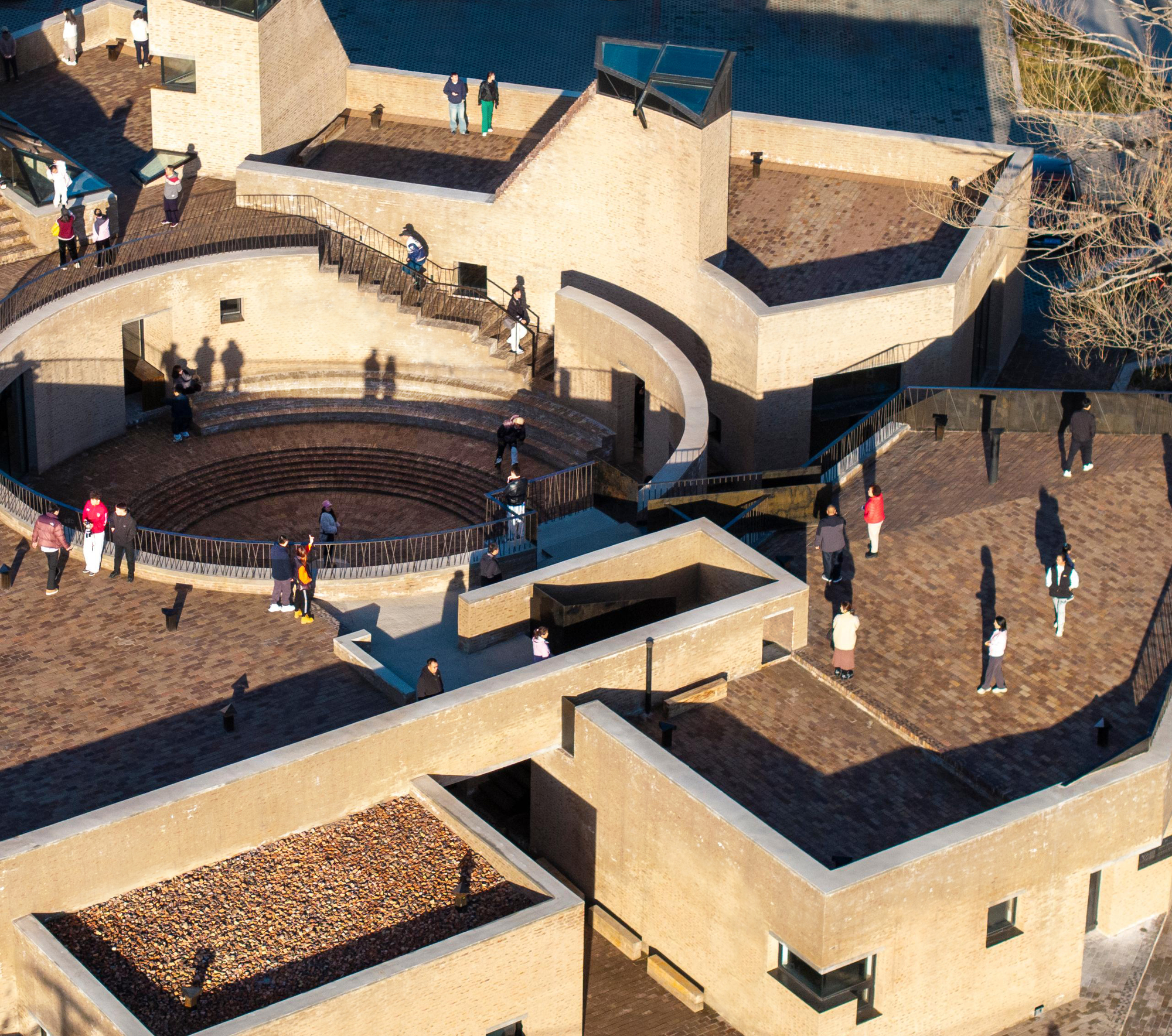 Gallery of West Wusutu Village Community Center / Zhang Pengju - 34