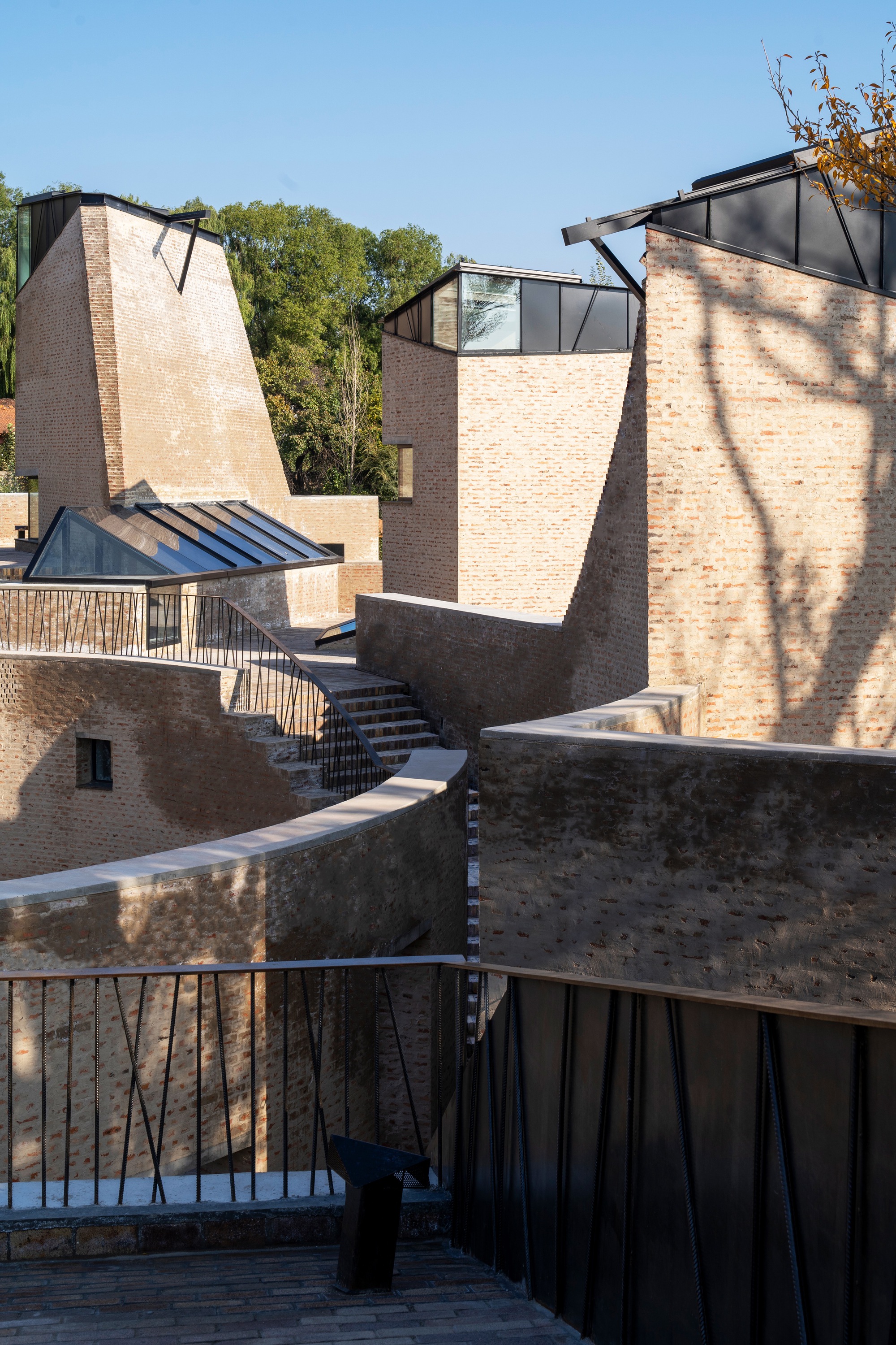 Gallery of West Wusutu Village Community Center / Zhang Pengju - 32