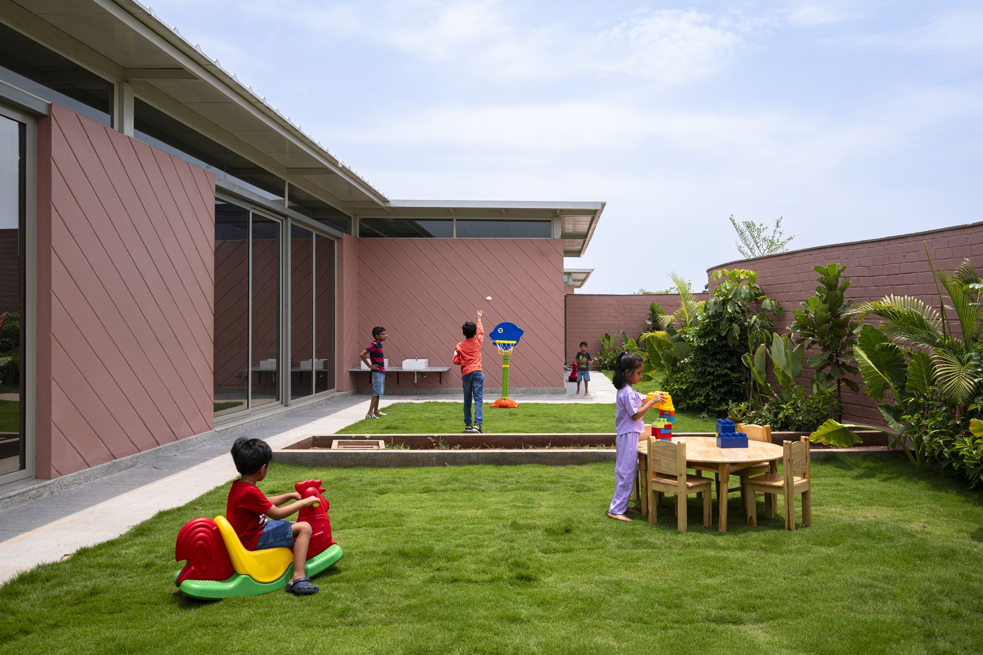 Gallery of Avinya Inaugural Campus / Spacefiction studio - 21