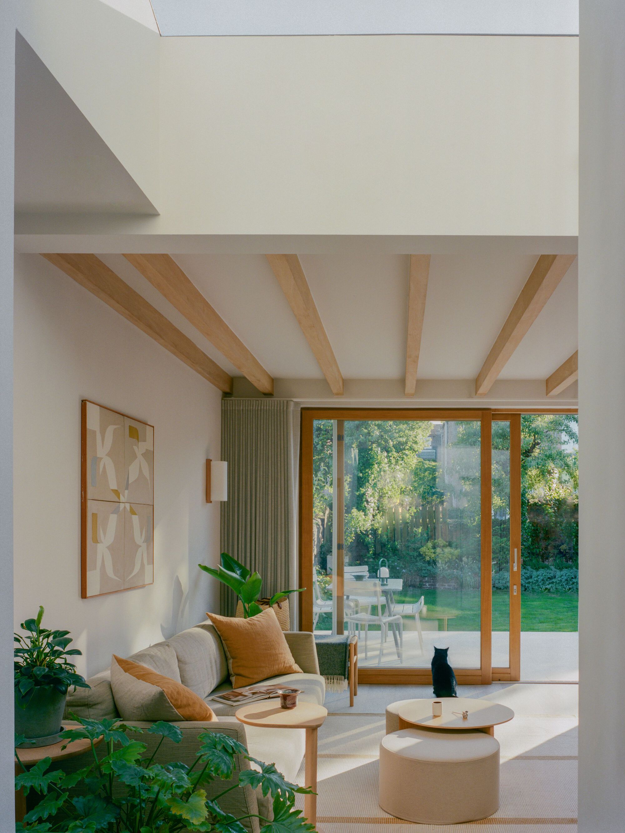 Gallery of Catalog House / Pend Architects - 10