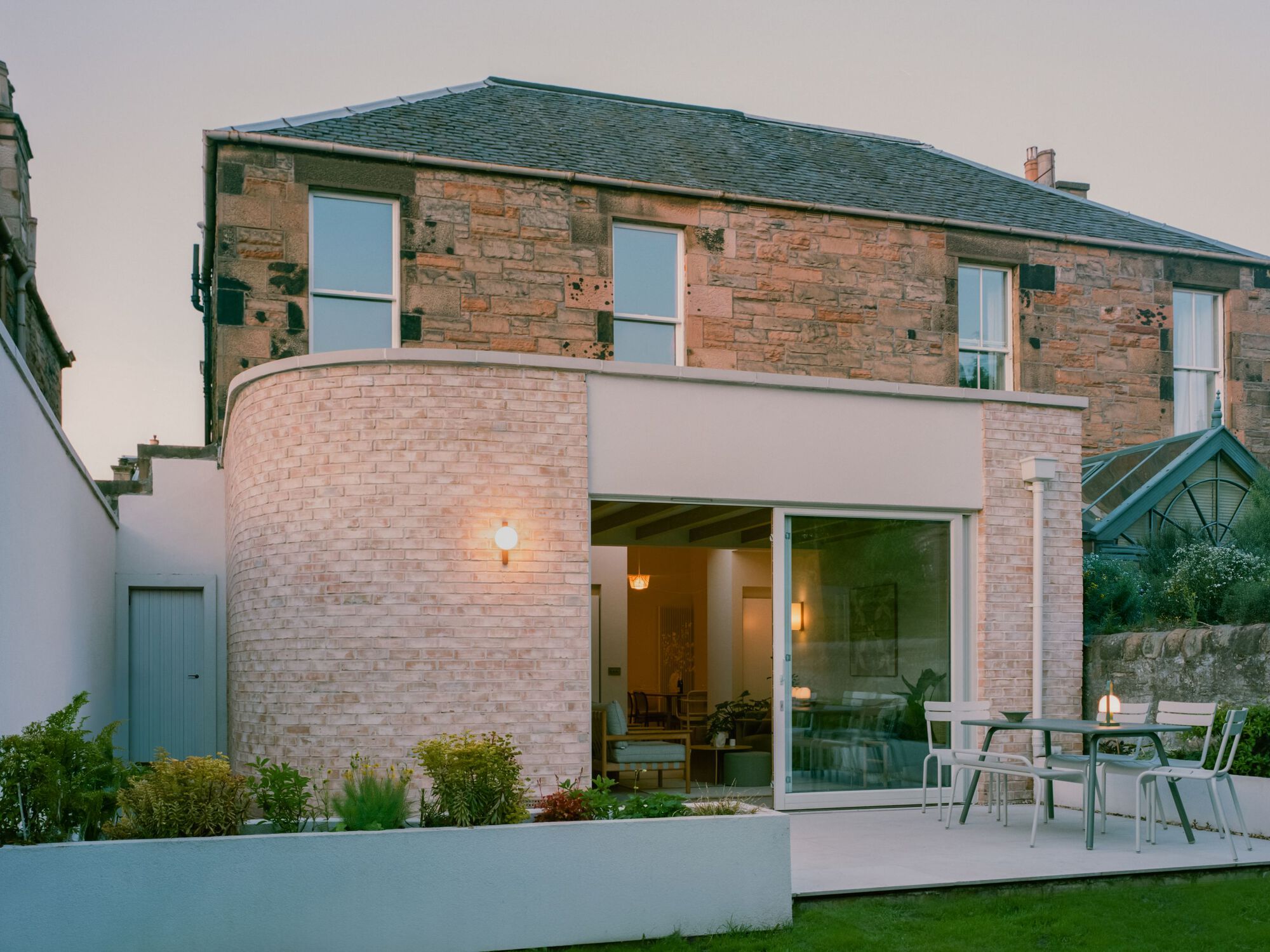 Gallery of Catalog House / Pend Architects - 6