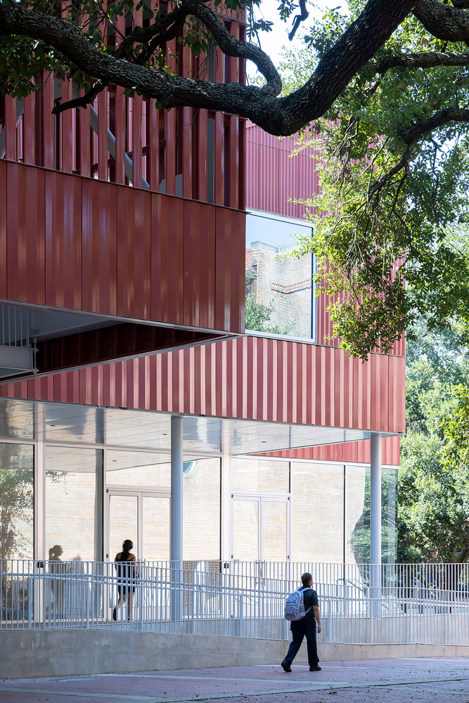 Gallery of William T. Cannady Hall / Karamuk Kuo + Kendall/Heaton ...