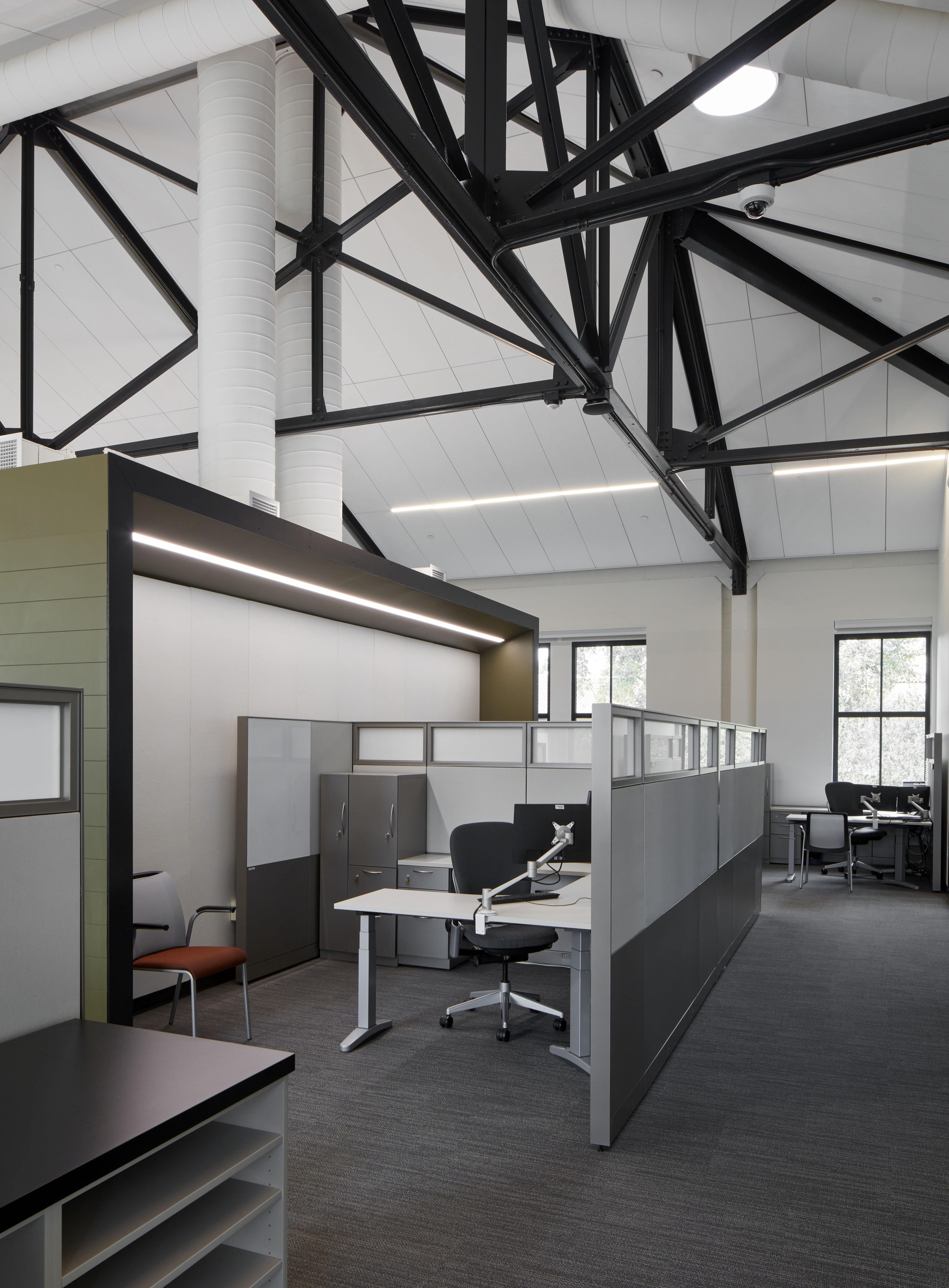 Gallery of Walker Hall Graduate Student Center / LMS Architects - 13