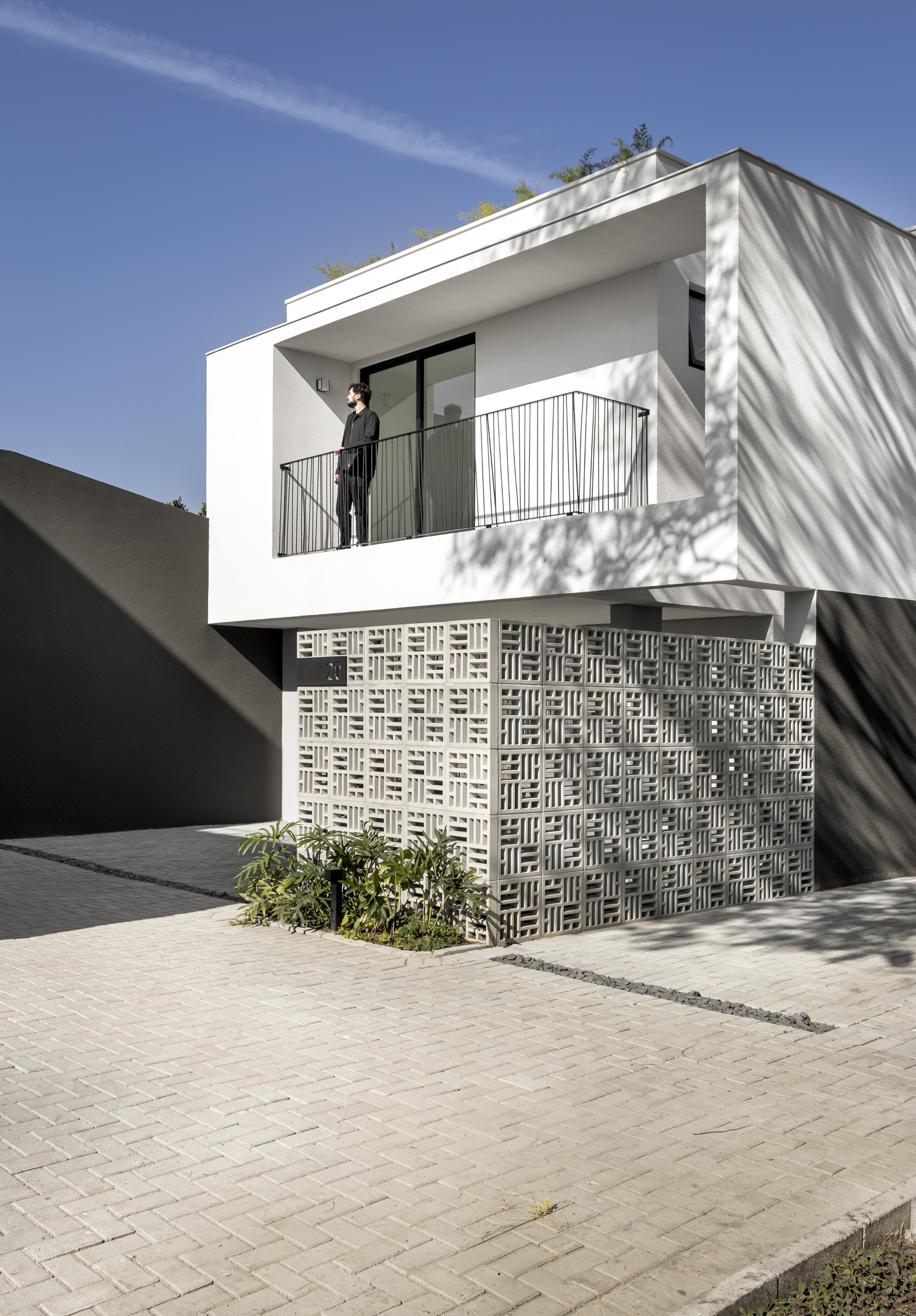 Gallery of Casas Blanc 59 Residential Complex / Nommo Arquitetos - 12