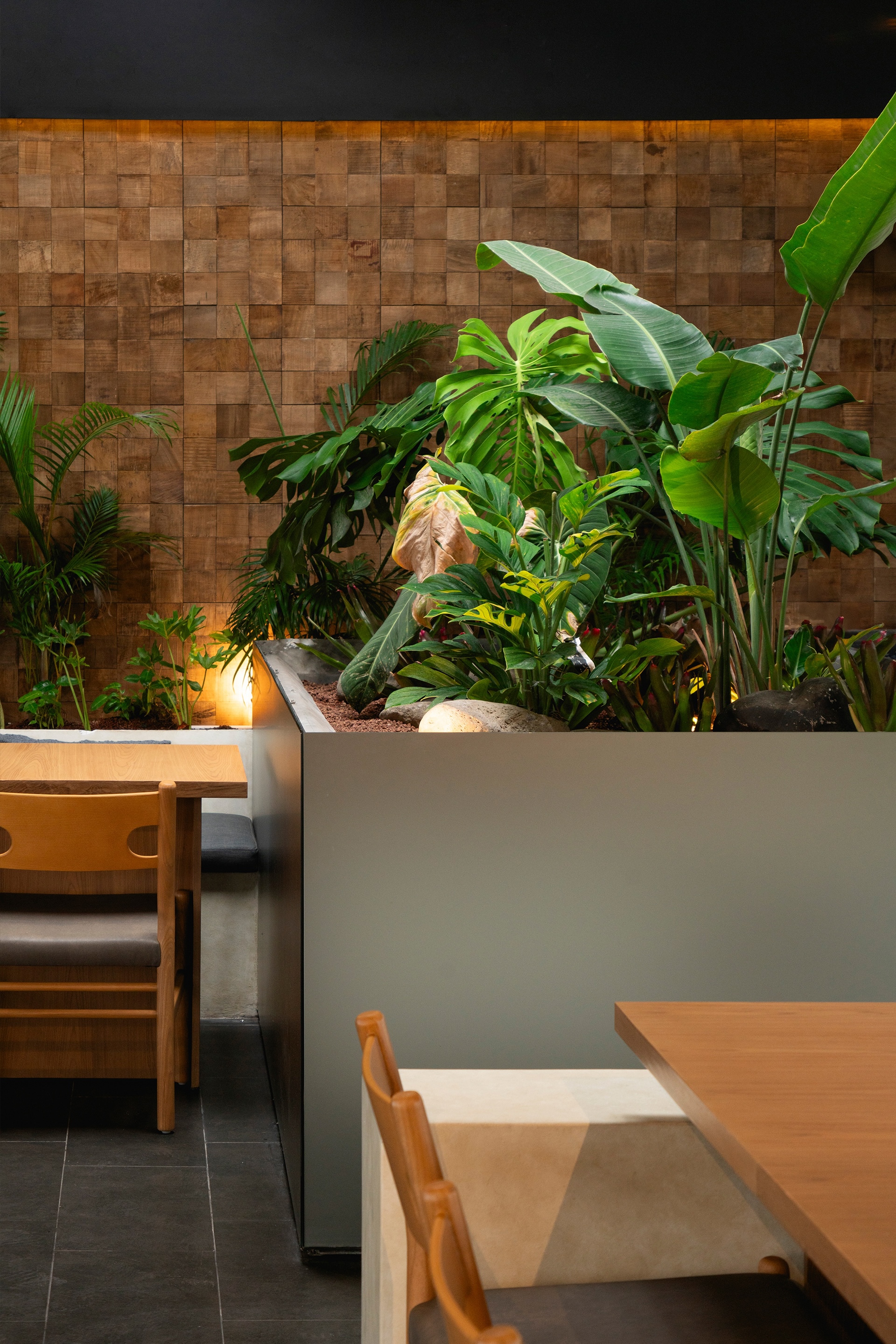 Gallery of Hygge Cafe / Dhanie & Sal - 13