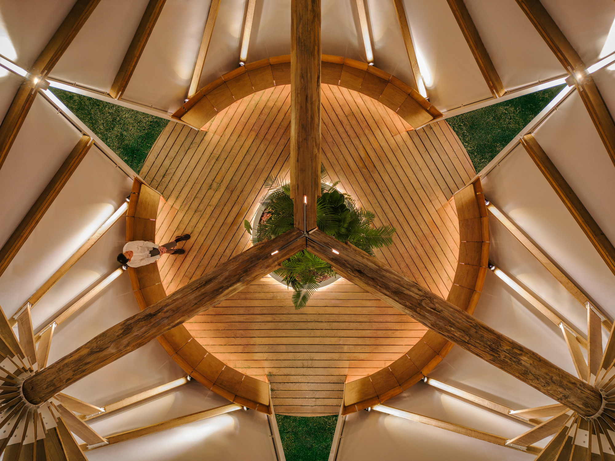 Gallery of All Together Under the Umbrella / Cheng Tsung FENG Design Studio - 14