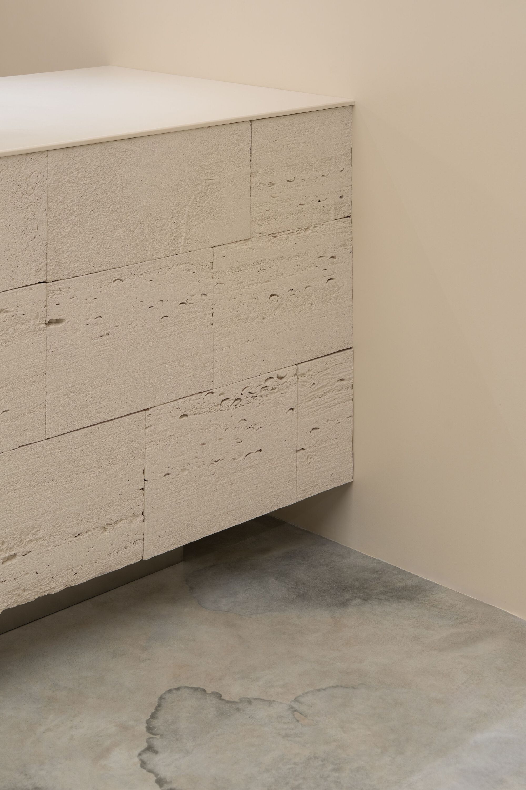 Gallery of PAPAYA Brand Showroom / Between The Walls - 25