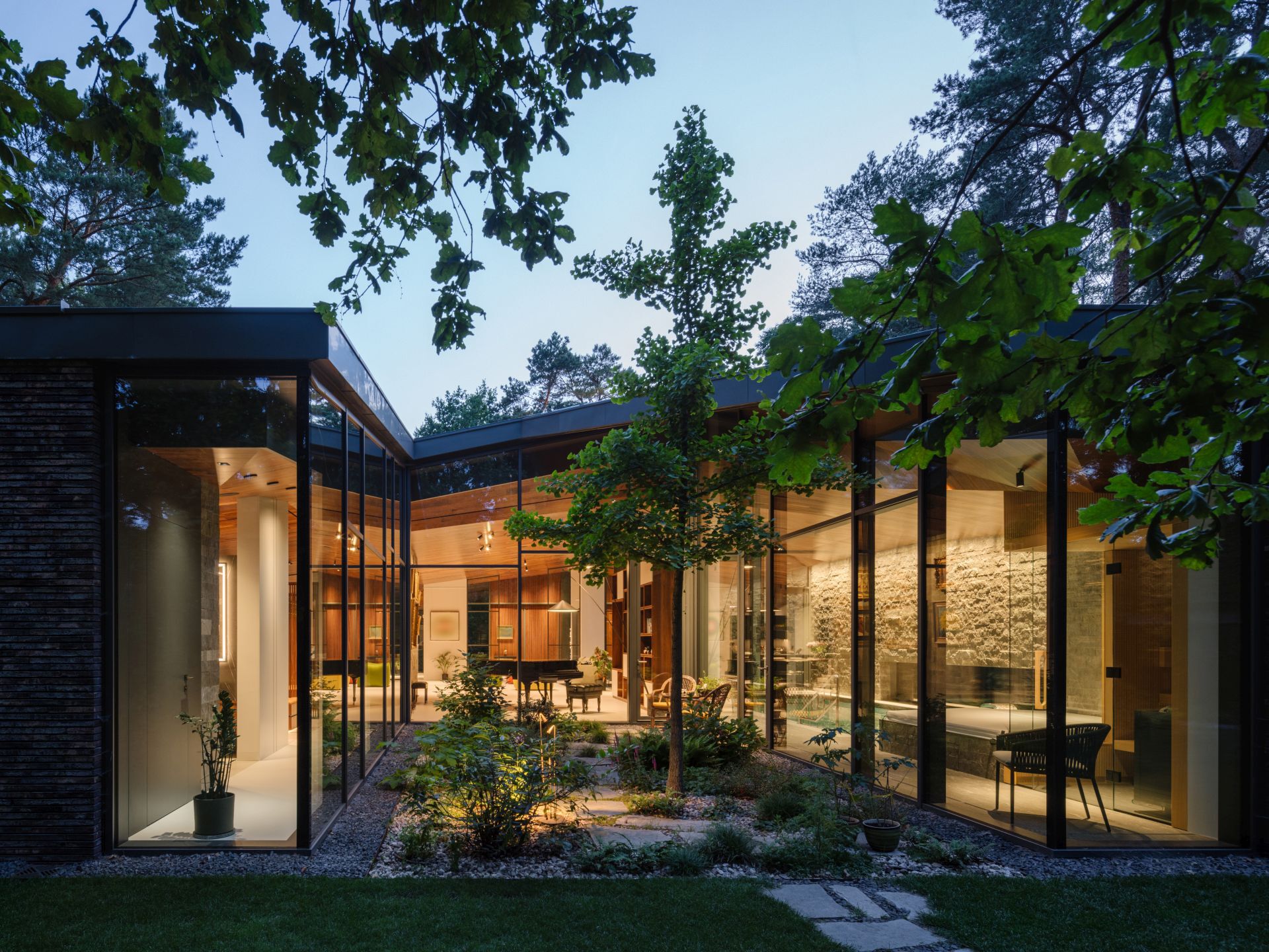Gallery of The Travelers’ House / BBGK Architects + Katarzyna Mach - 18