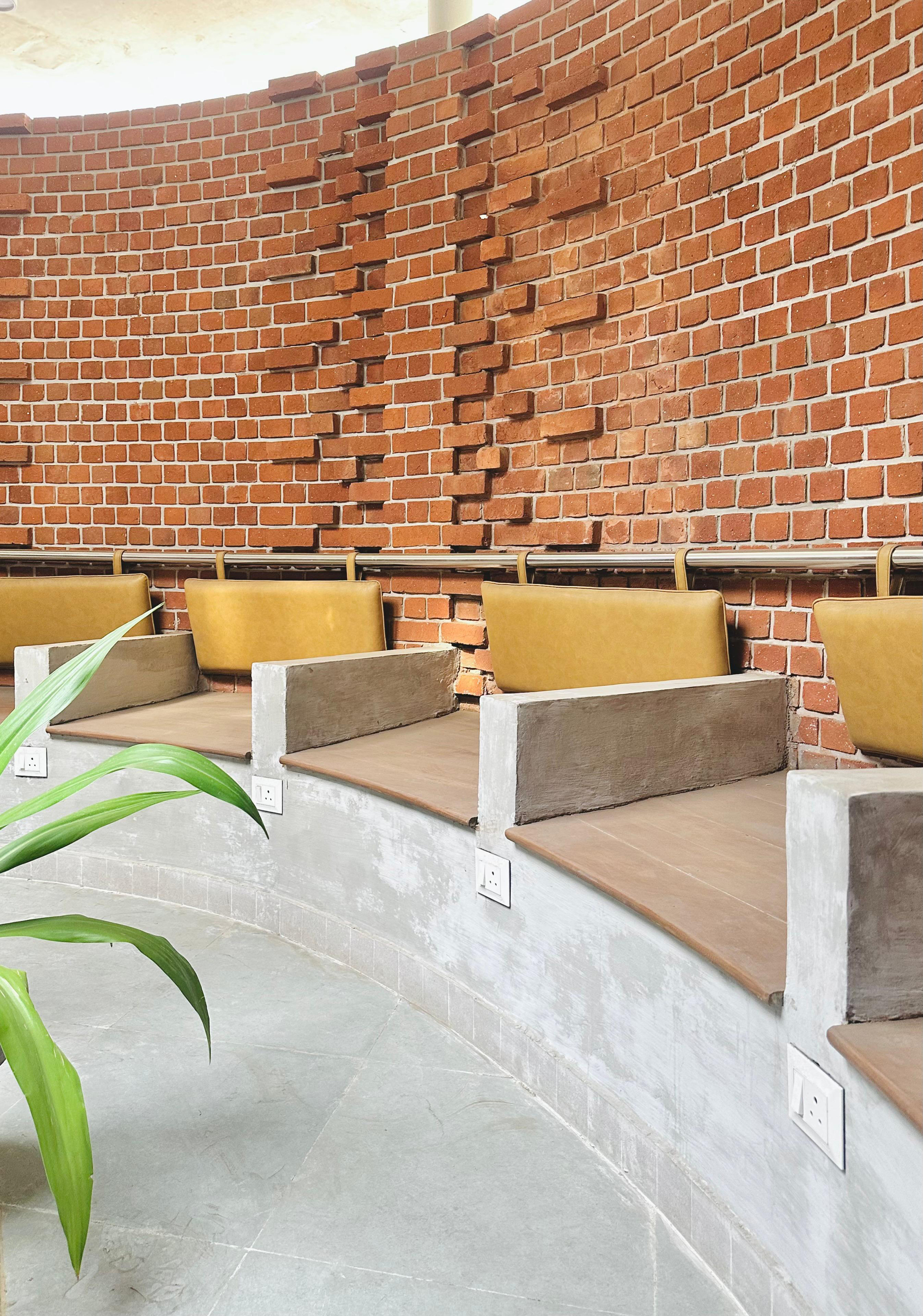 Gallery of She Block Breastfeeding Centers for Mothers on the Move / Aangan Collaborative LLP - 3