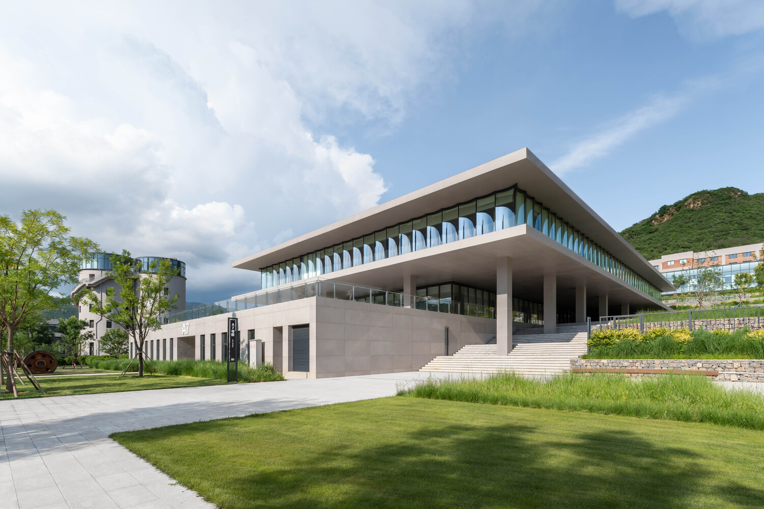 Gallery of Jinyu Xingfa Science Park / HPP Architects + BIAD - 11